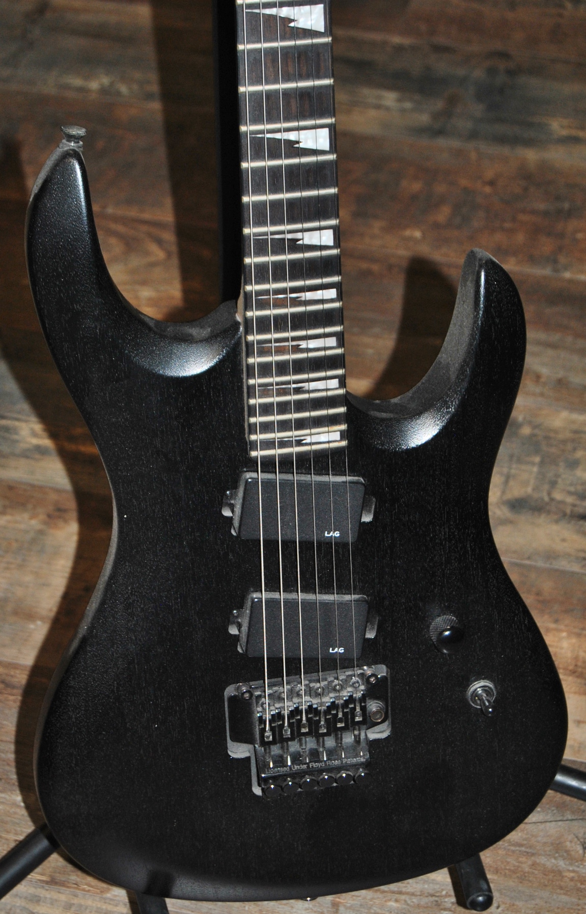 AK 200 - Lâg AK 200 - Audiofanzine