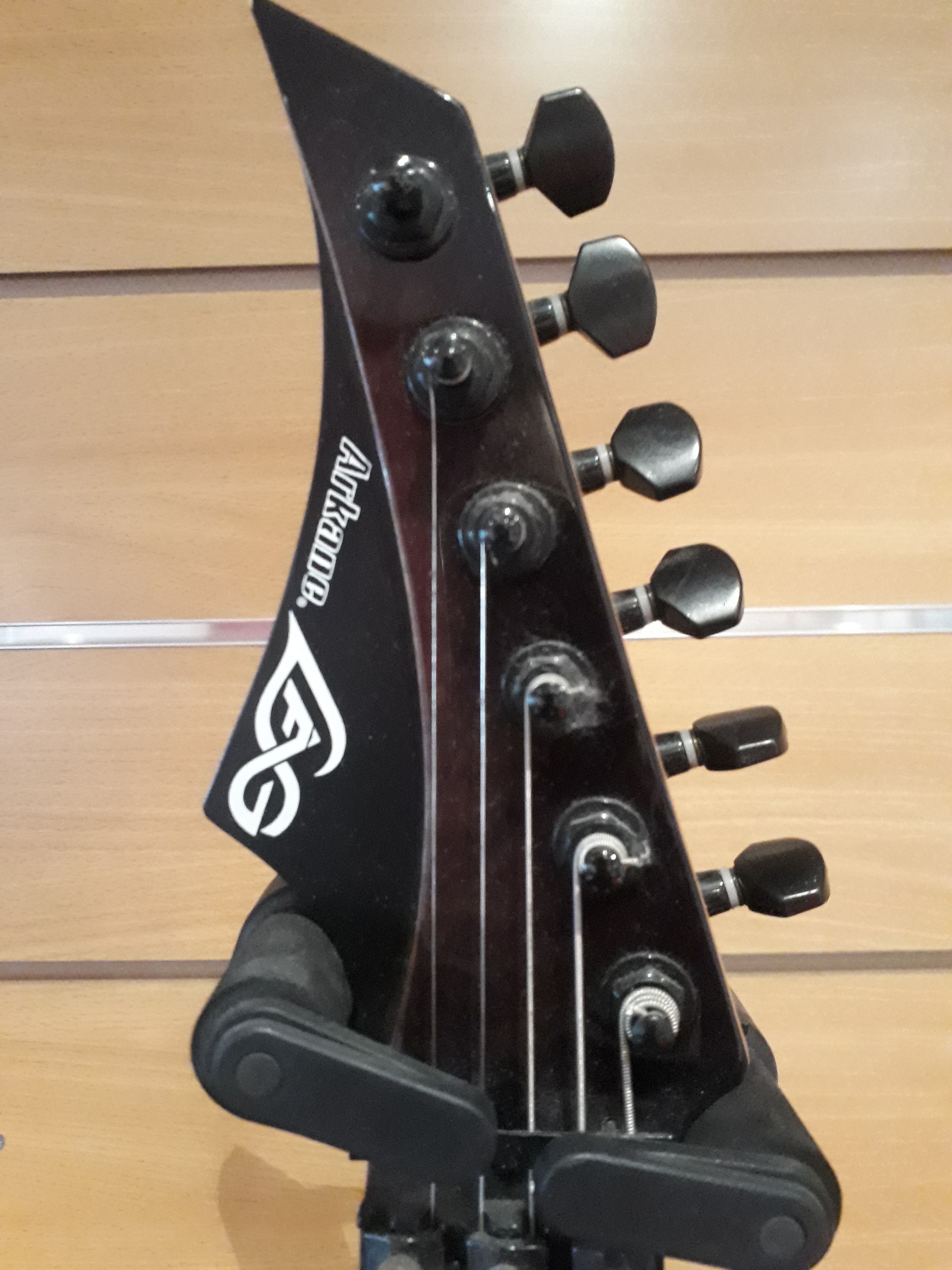 Arkane Stage A200 - Lâg Arkane Stage A200 - Audiofanzine