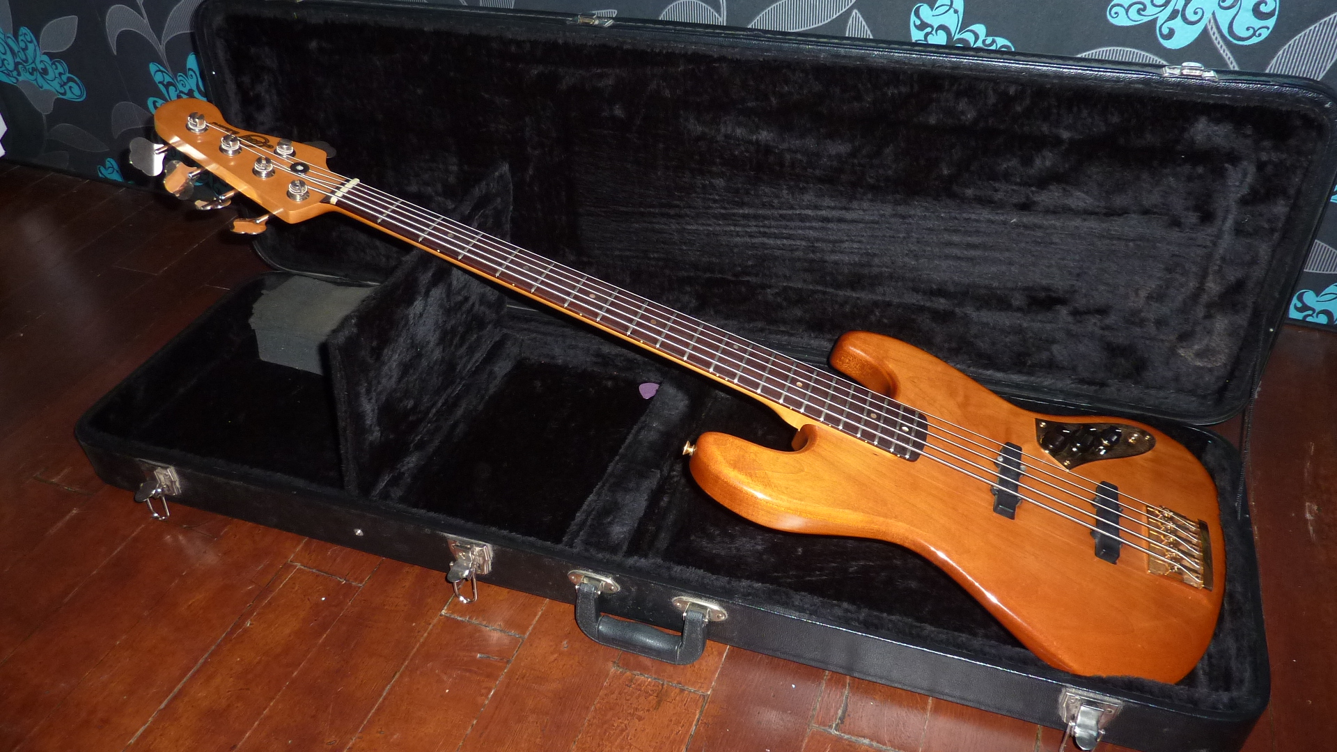 BASS COLLECTION - Lâg Bass Collection - Audiofanzine