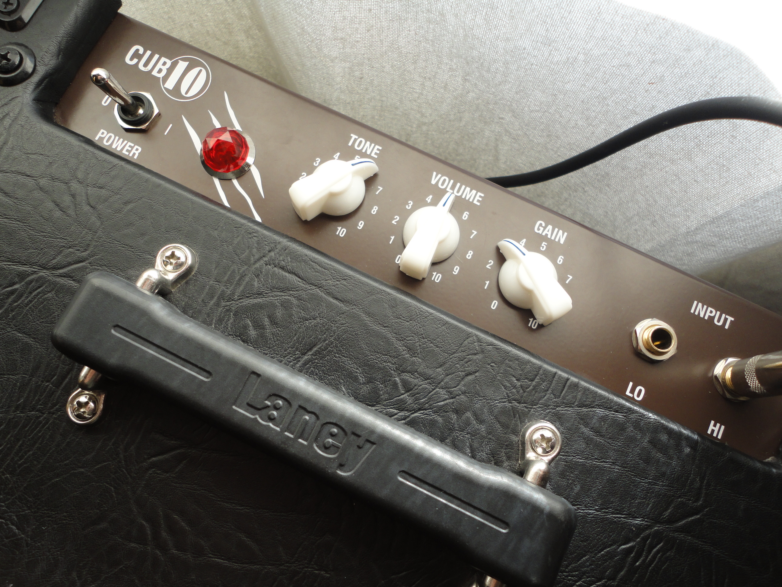 CUB10 - Laney CUB10 - Audiofanzine