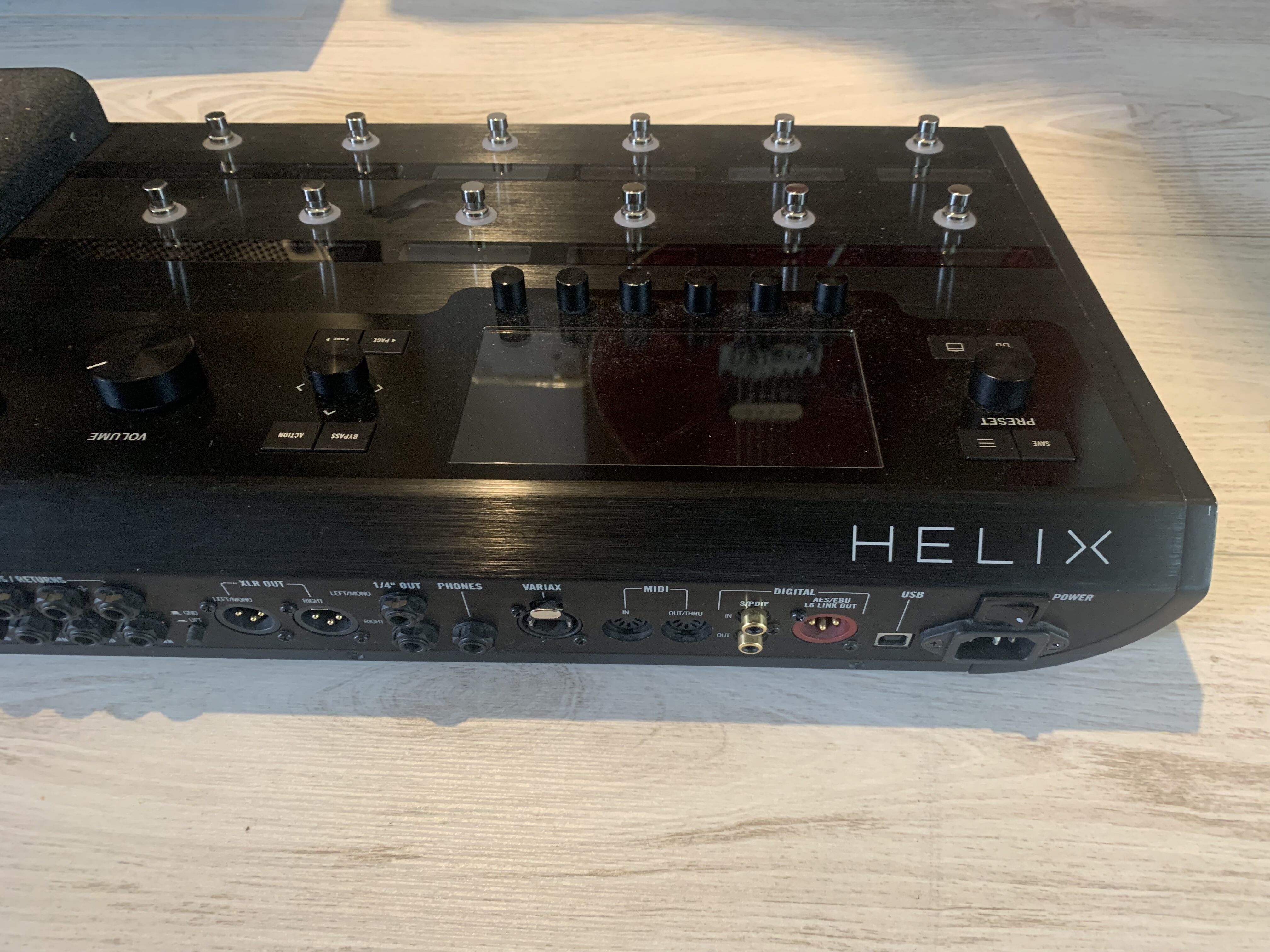Helix - Line 6 Helix - Audiofanzine