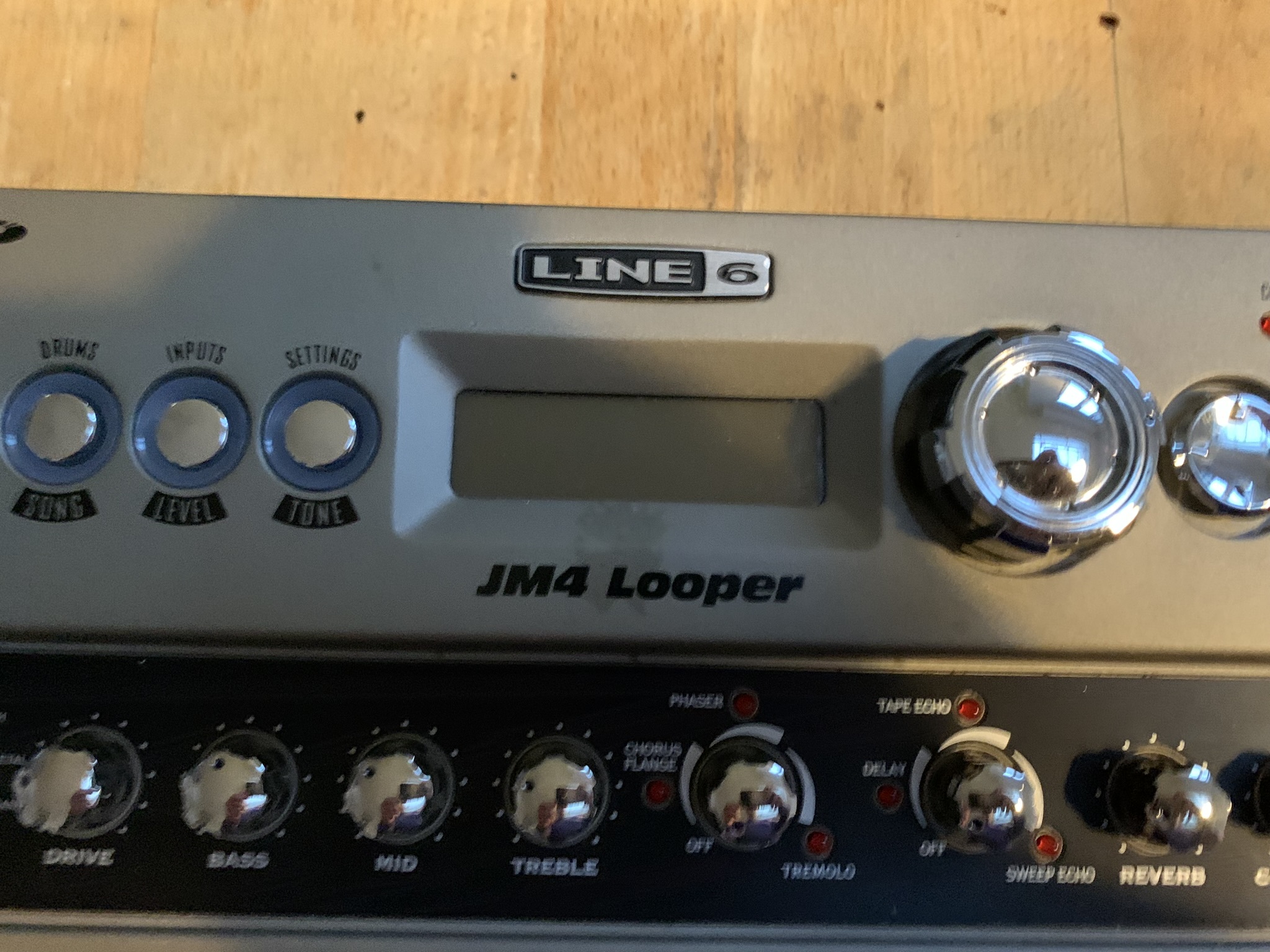 JM4 Looper - Line 6 JM4 Looper - Audiofanzine