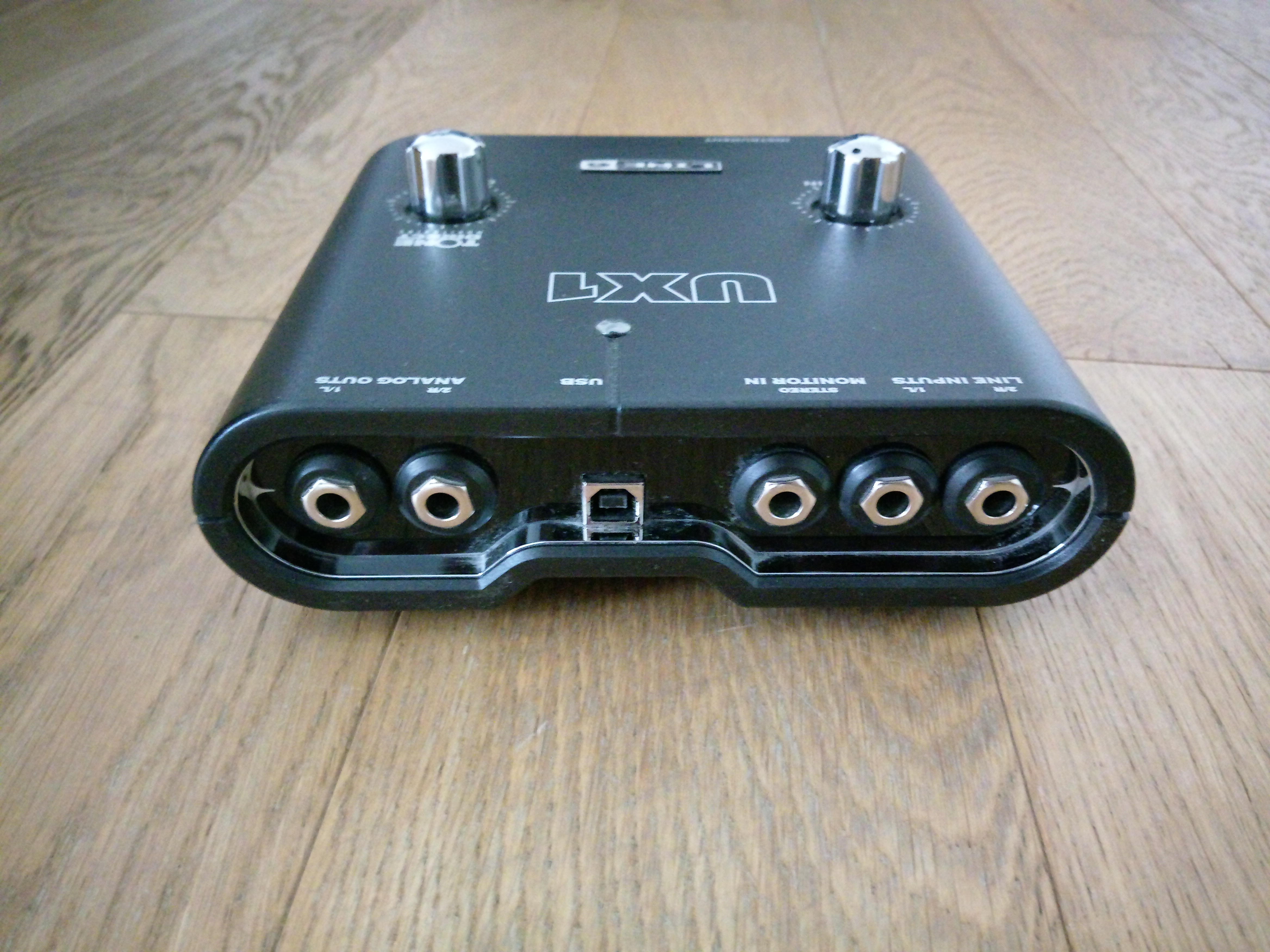 POD STUDIO UX1 - Line 6 POD Studio UX1 - Audiofanzine