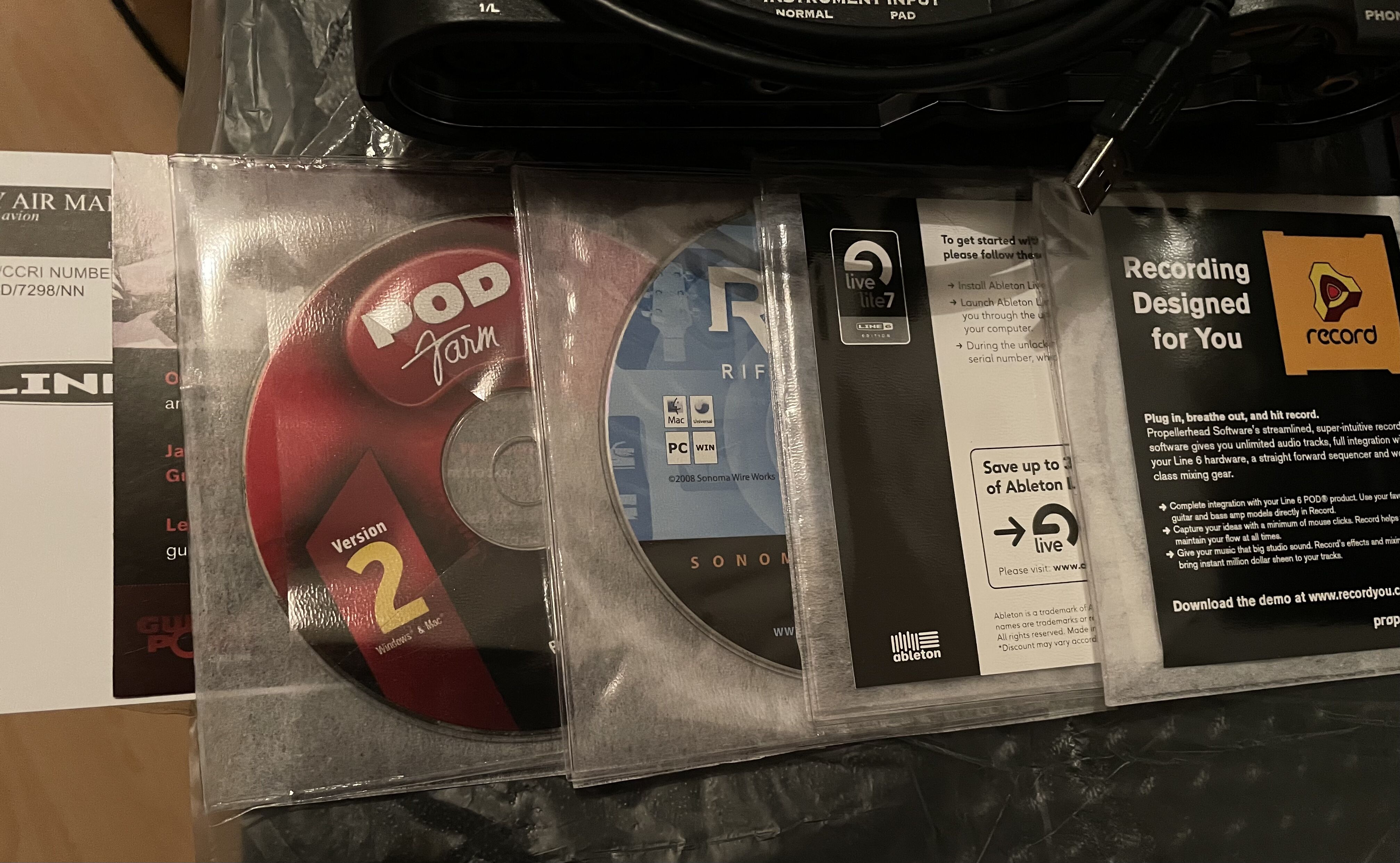 POD Studio UX2 - Line 6 POD Studio UX2 - Audiofanzine