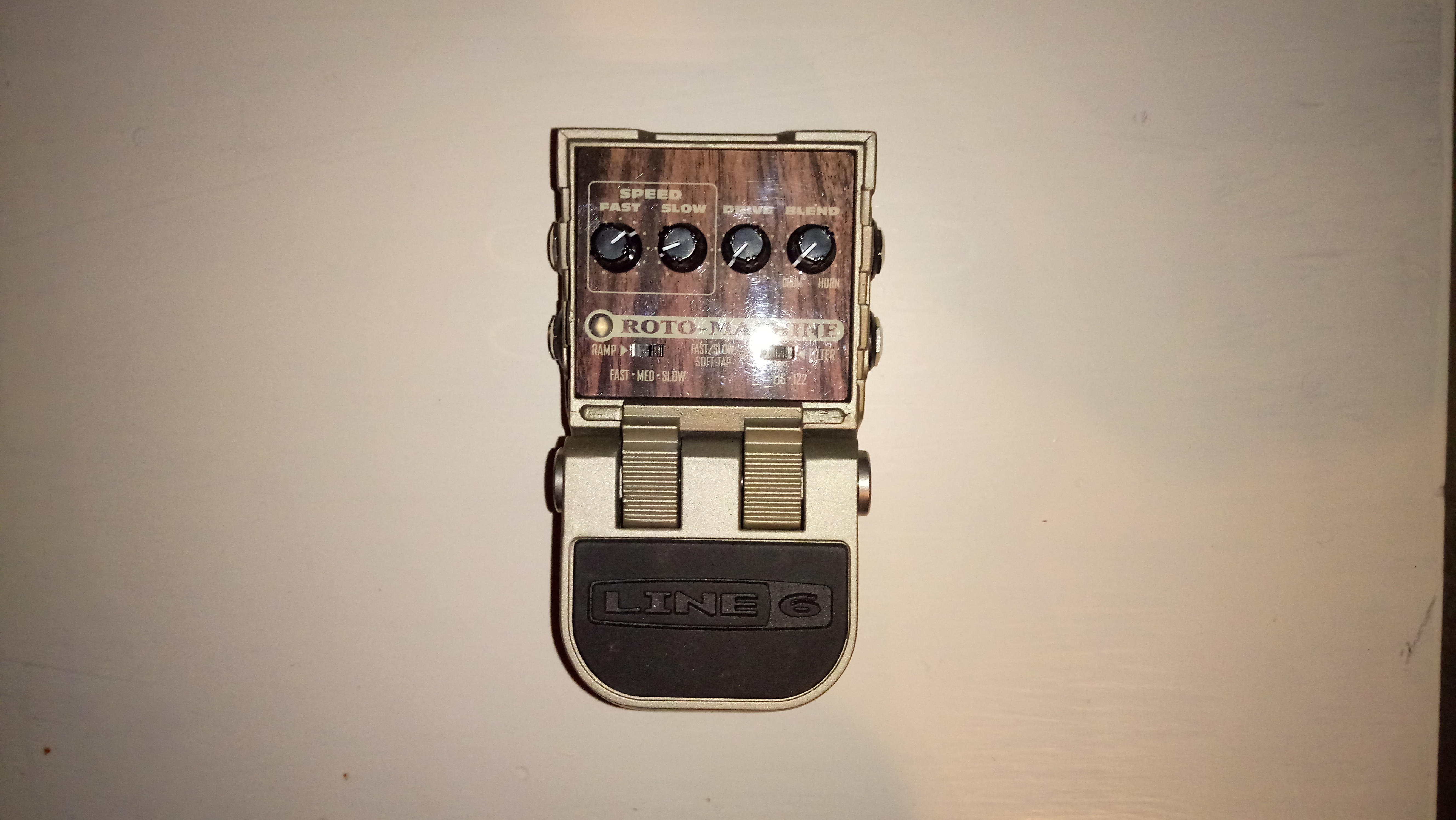 ROTO-MACHINE - Line 6 Roto-Machine - Audiofanzine