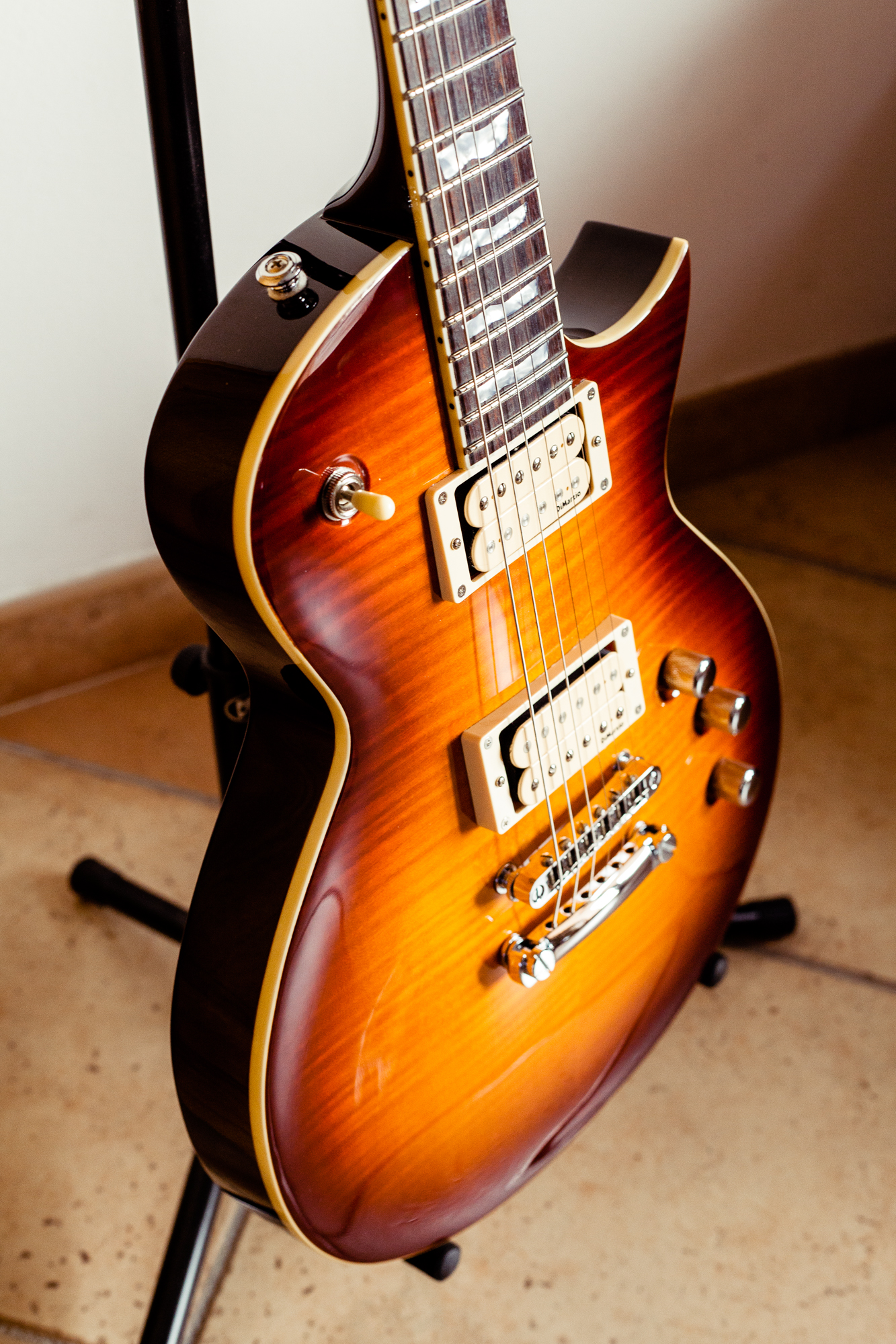EC 401VF TOBACCO SUNBURST LTD EC 401VF Tobacco Sunburst EC 401VF TOBACCO SUNBURST LTD EC 401VF Tobacco Sunburst
