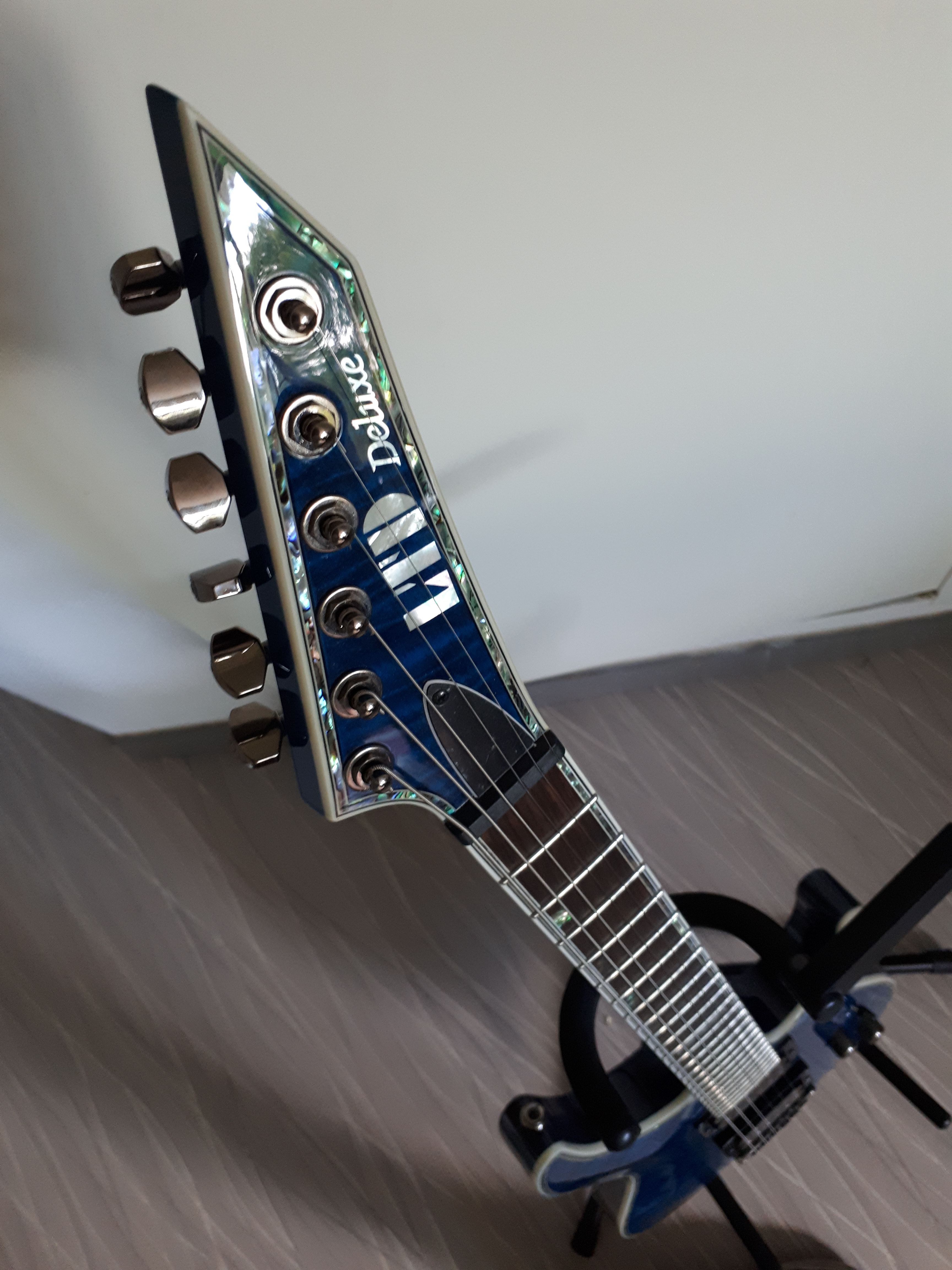 MH-1000NT - SEE THRU BLUE - LTD MH-1000NT - See Thru Blue - Audiofanzine