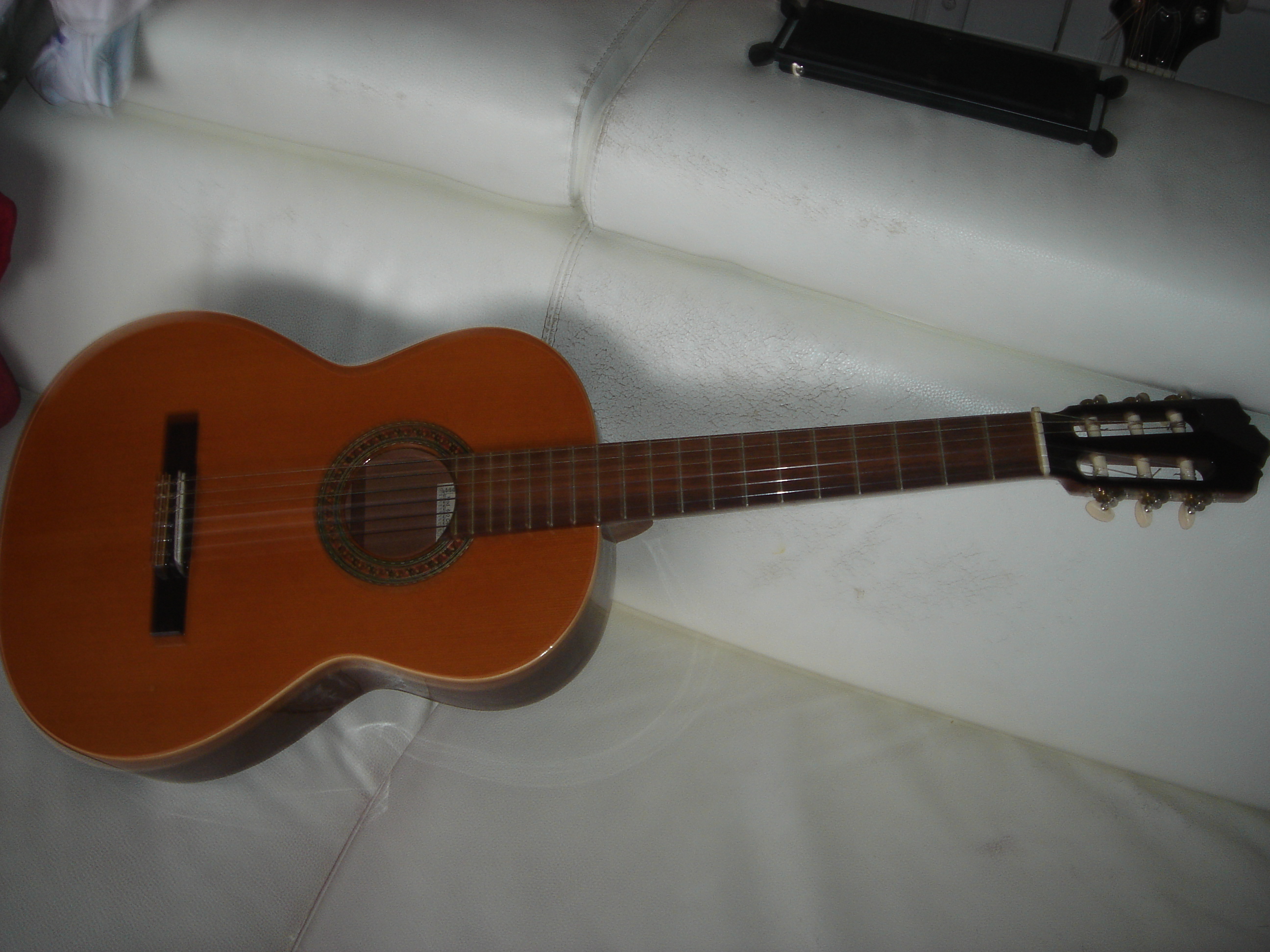 J. Perez - Luthier J. Perez - Audiofanzine