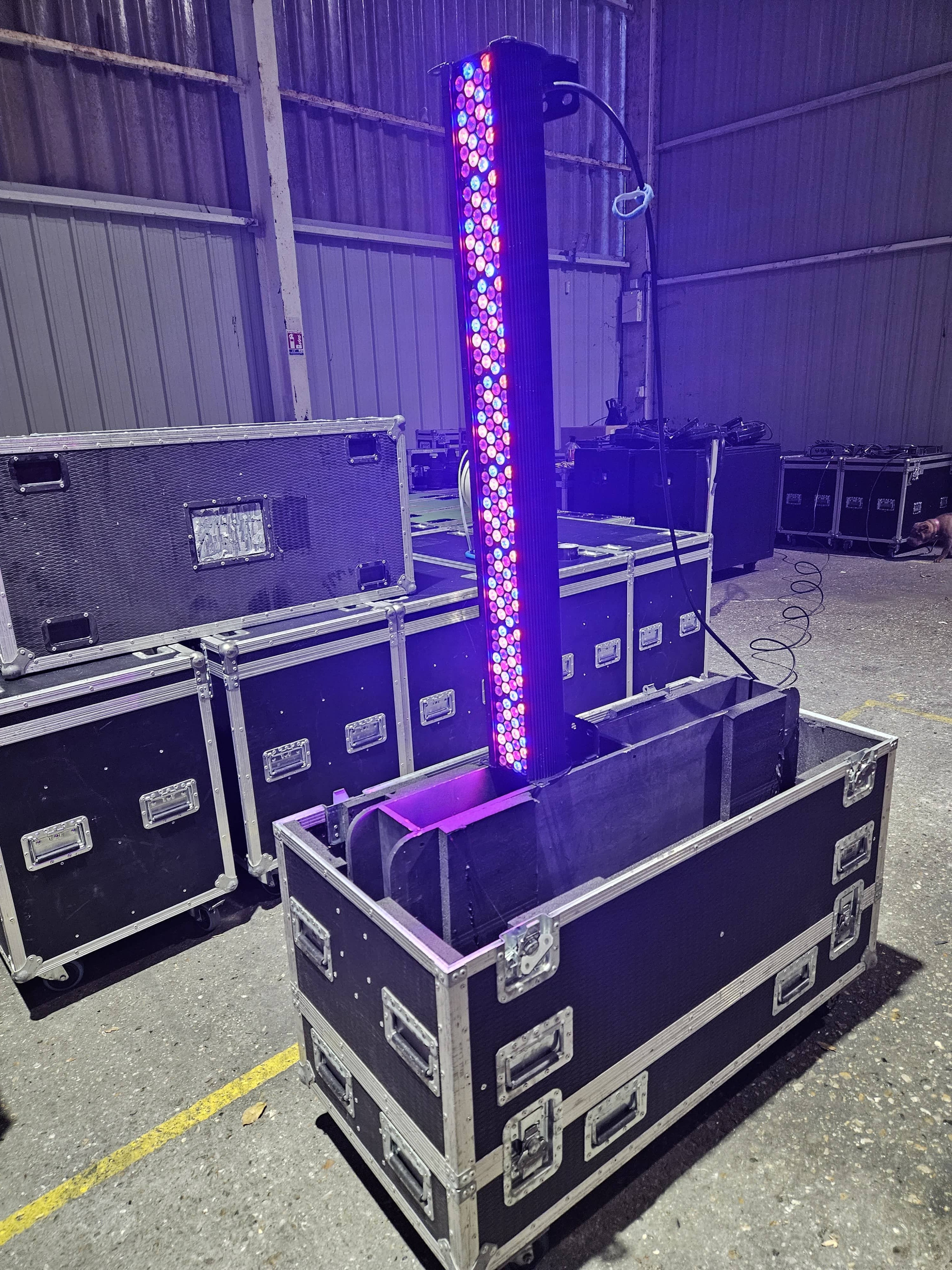 Chroma-Q Color force 48 (Haute-Normandie) - Audiofanzine