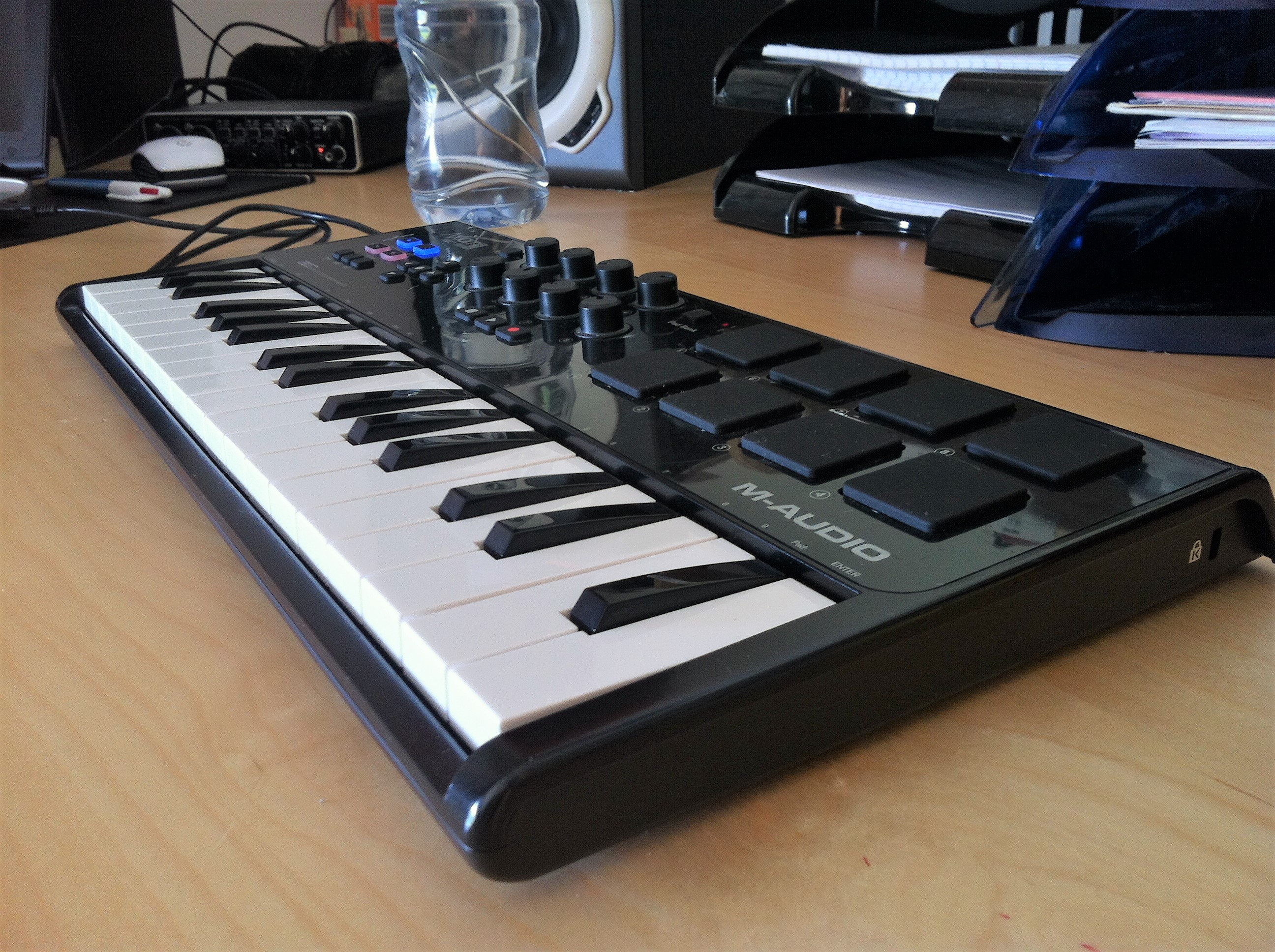 AXIOM A.I.R. MINI 32 - M-Audio Axiom A.I.R. Mini 32 - Audiofanzine