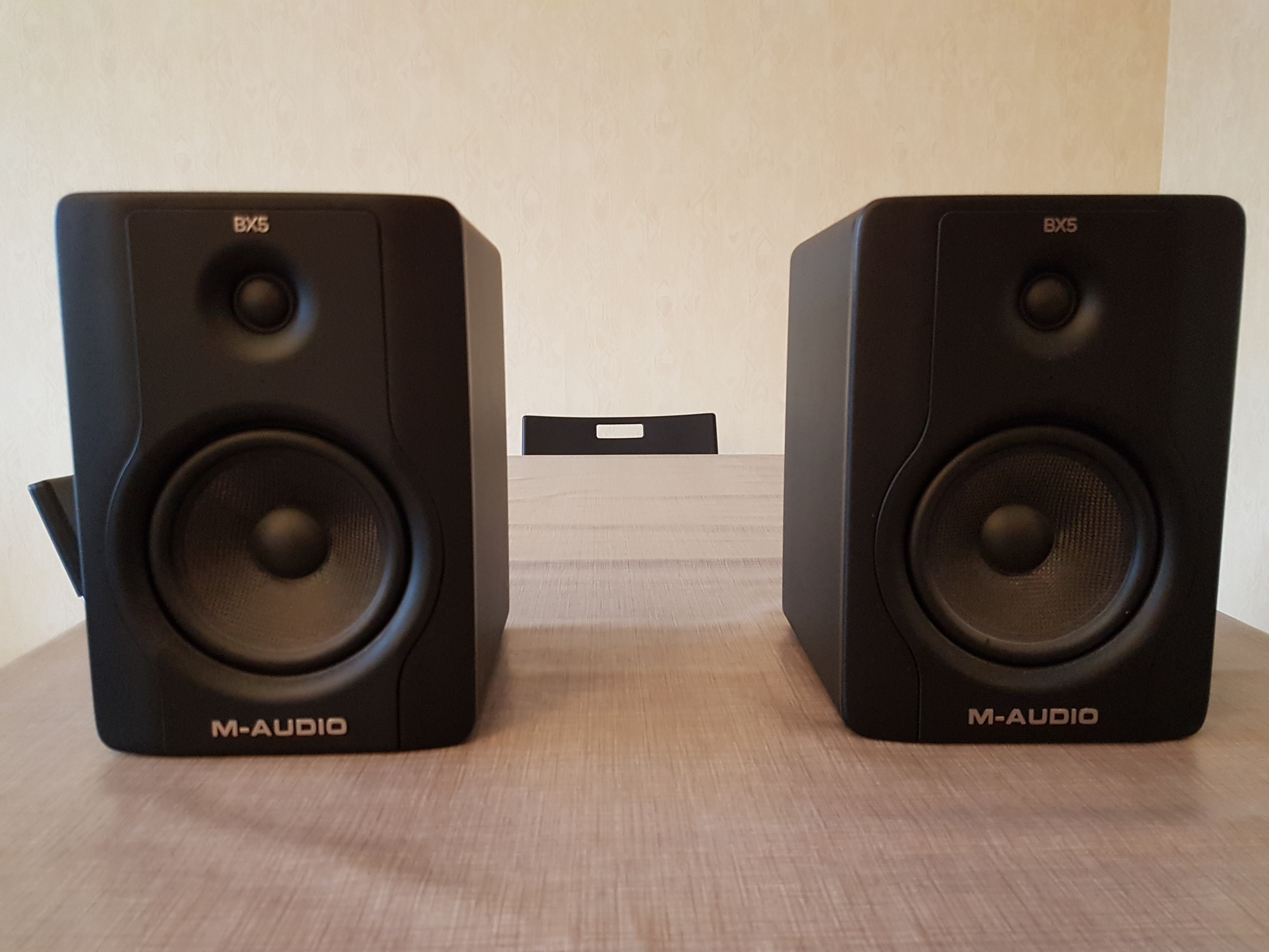 Photo M-Audio BX5 D2 : M-Audio BX5 D2 (19962) (#1870773) - Audiofanzine