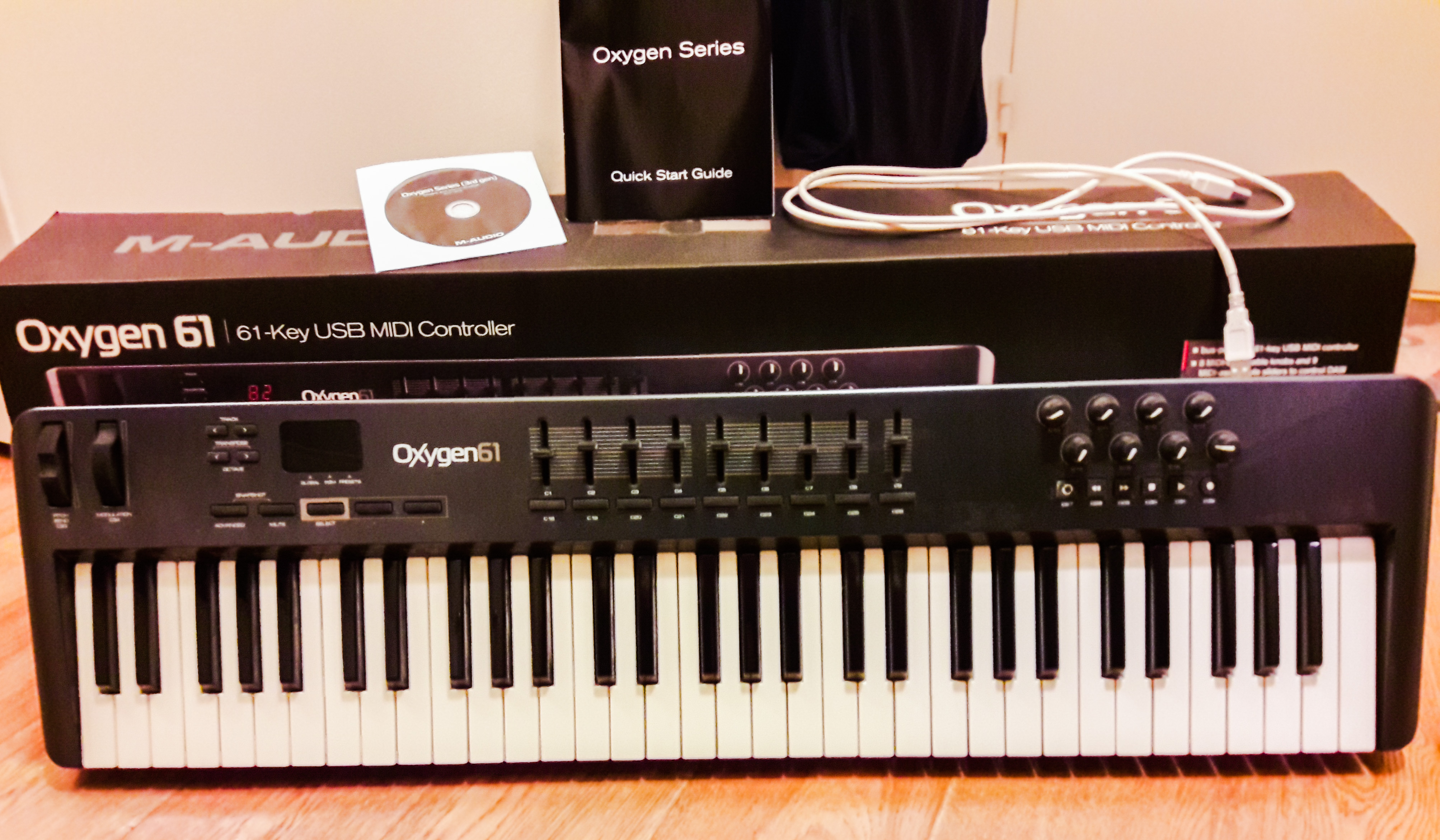 OXYGEN 61 (BLUE) - M-Audio Oxygen 61 (Blue) - Audiofanzine OXYGEN 61 (BLUE) - M-Audio Oxygen 61 (Blue) - Audiofanzine