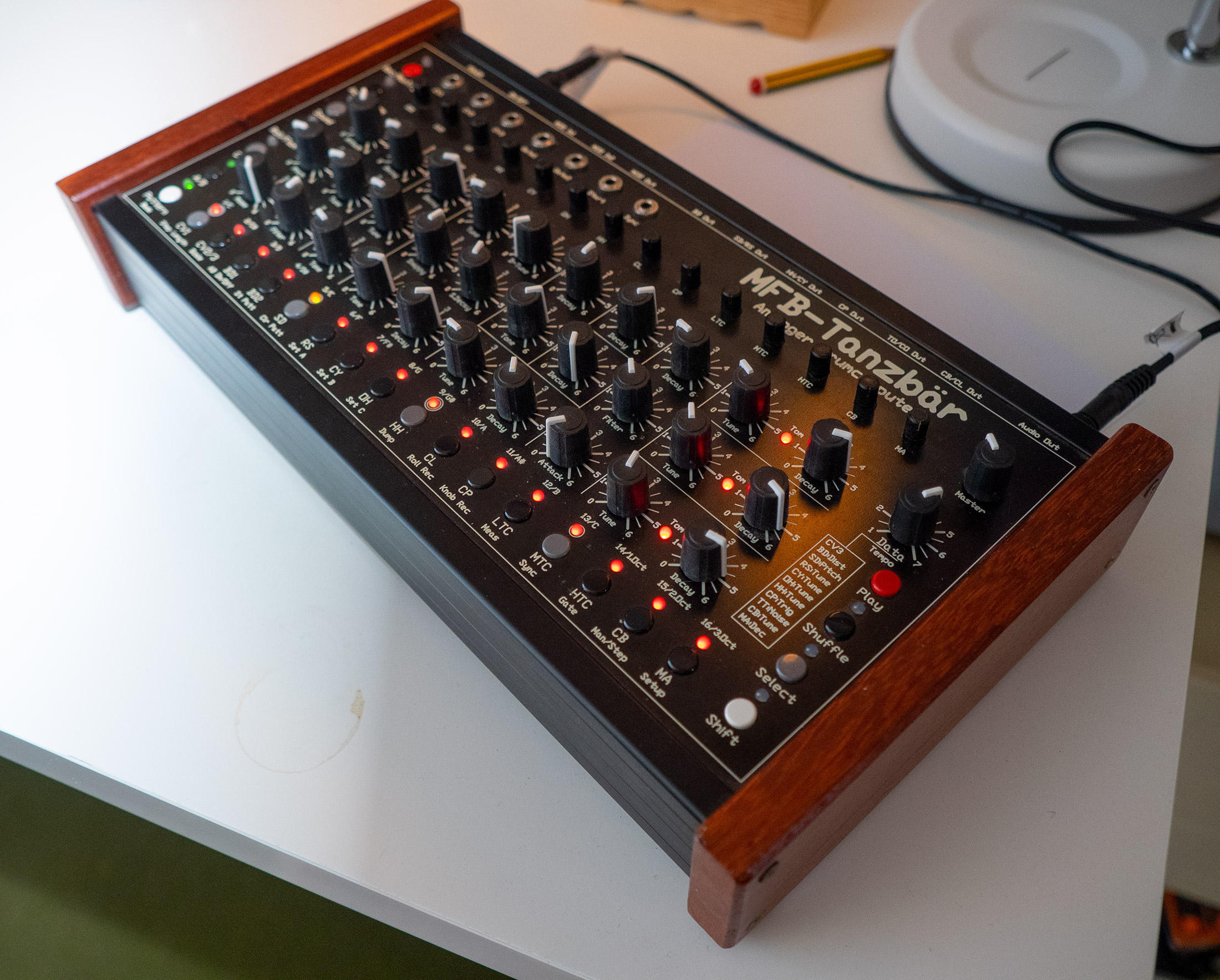 Tanzbär - M.F.B. Tanzbär - Audiofanzine