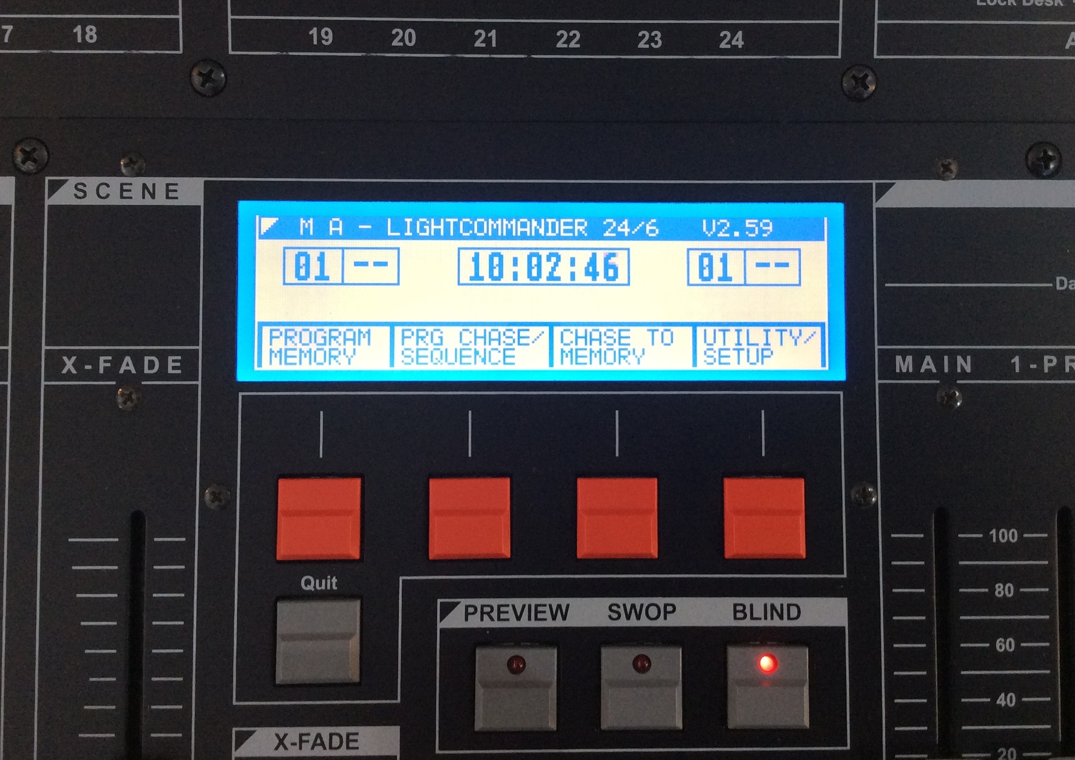 LIGHTCOMMANDER II 24/6 - Ma Lighting Lightcommander II 24/6 - Audiofanzine