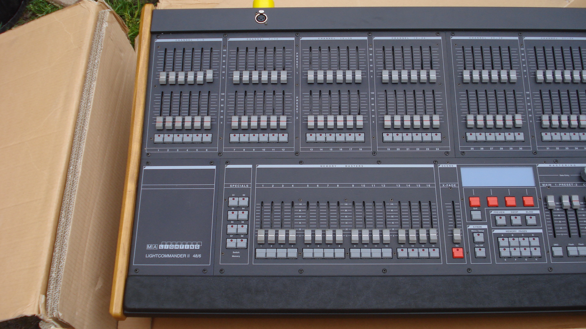 Lightcommander II 48/6 - Ma Lighting Lightcommander II 48/6 - Audiofanzine