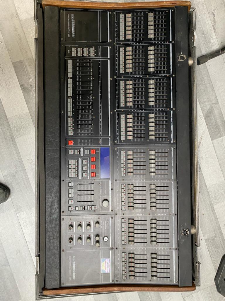 Lightcommander II 48/6 - Ma Lighting Lightcommander II 48/6 - Audiofanzine