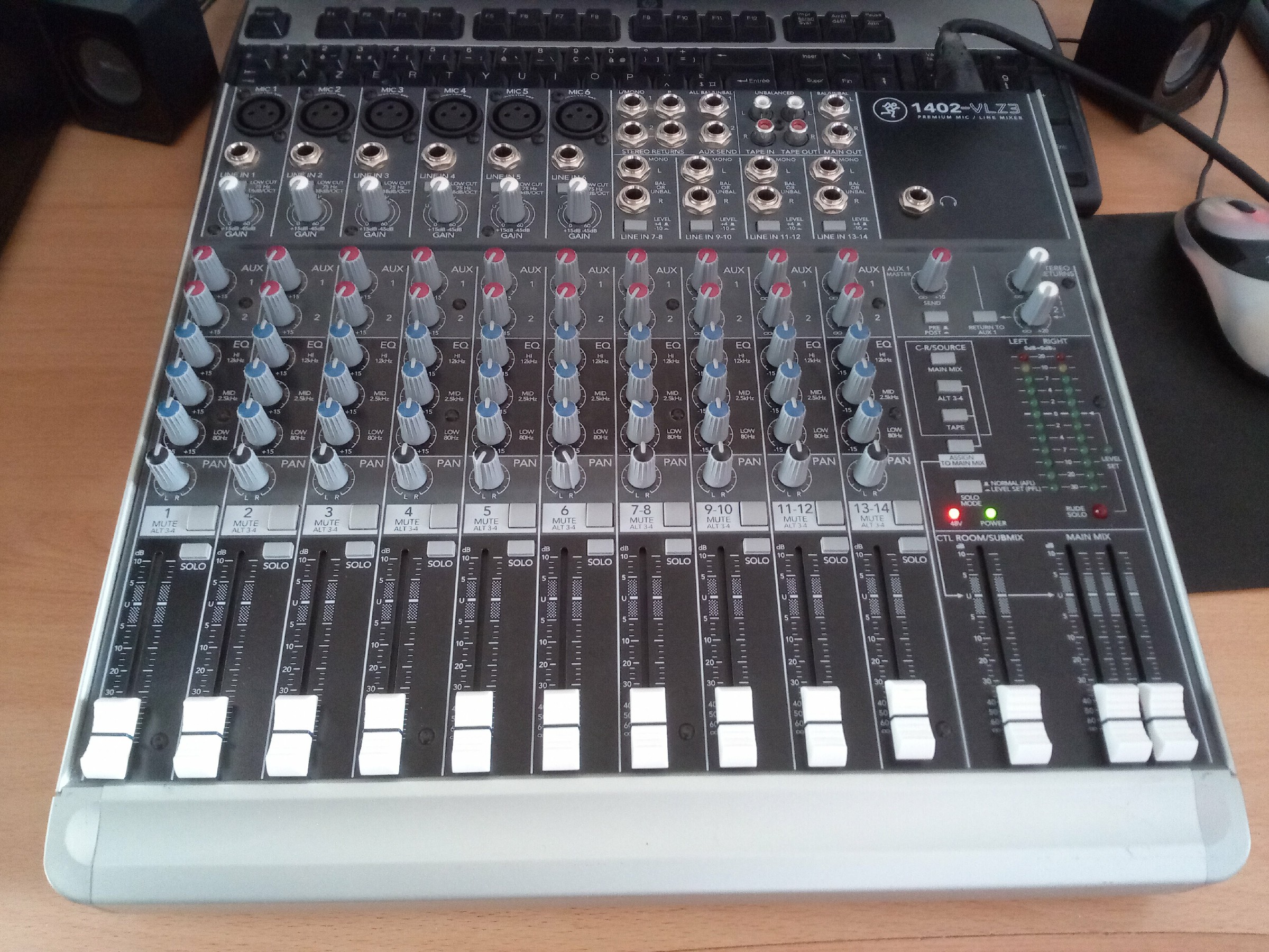 1402-VLZ3 - Mackie 1402-VLZ3 - Audiofanzine