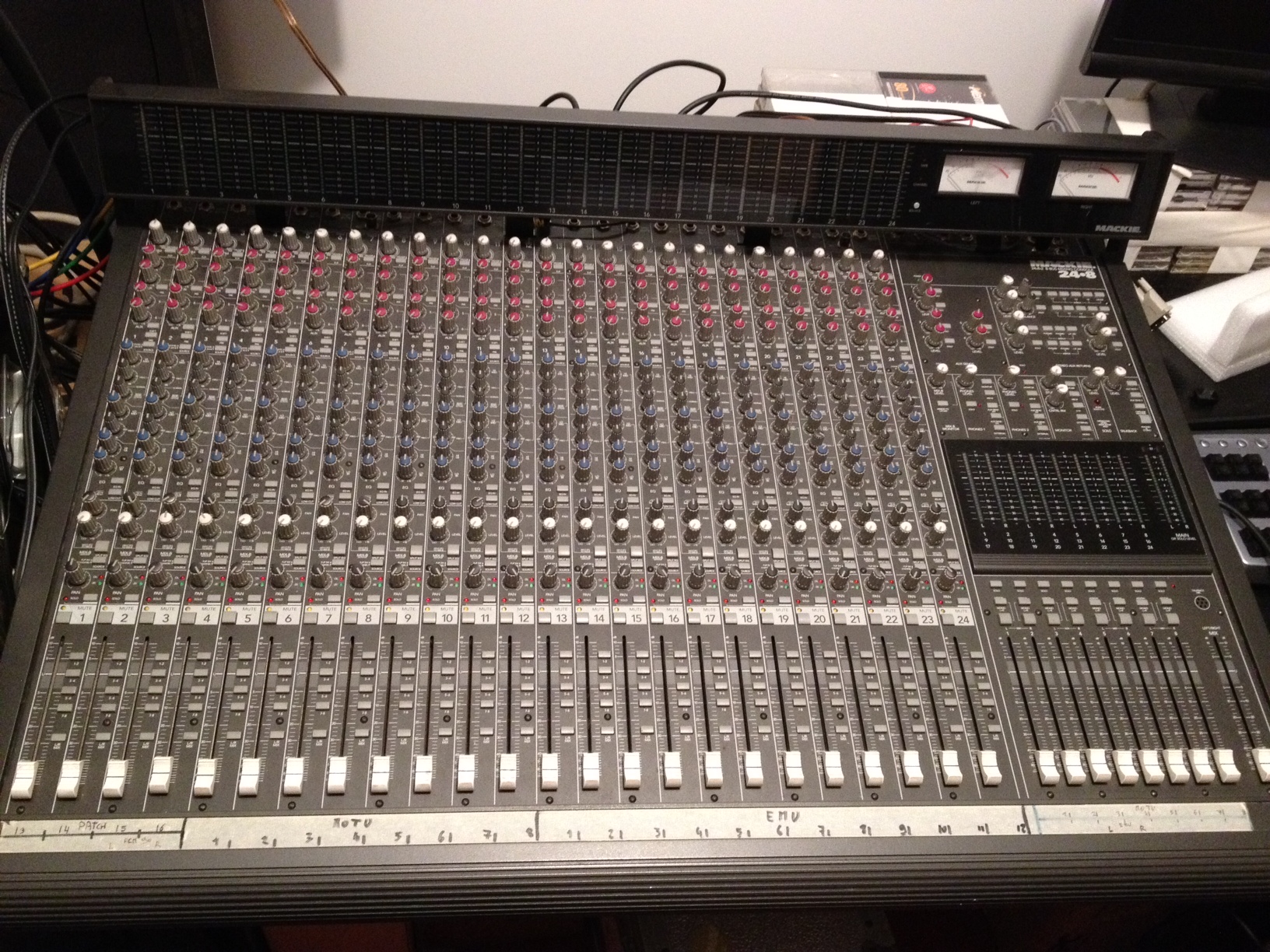 Mackie 8 Bus Series 24/8/2 image (#323196) - Audiofanzine