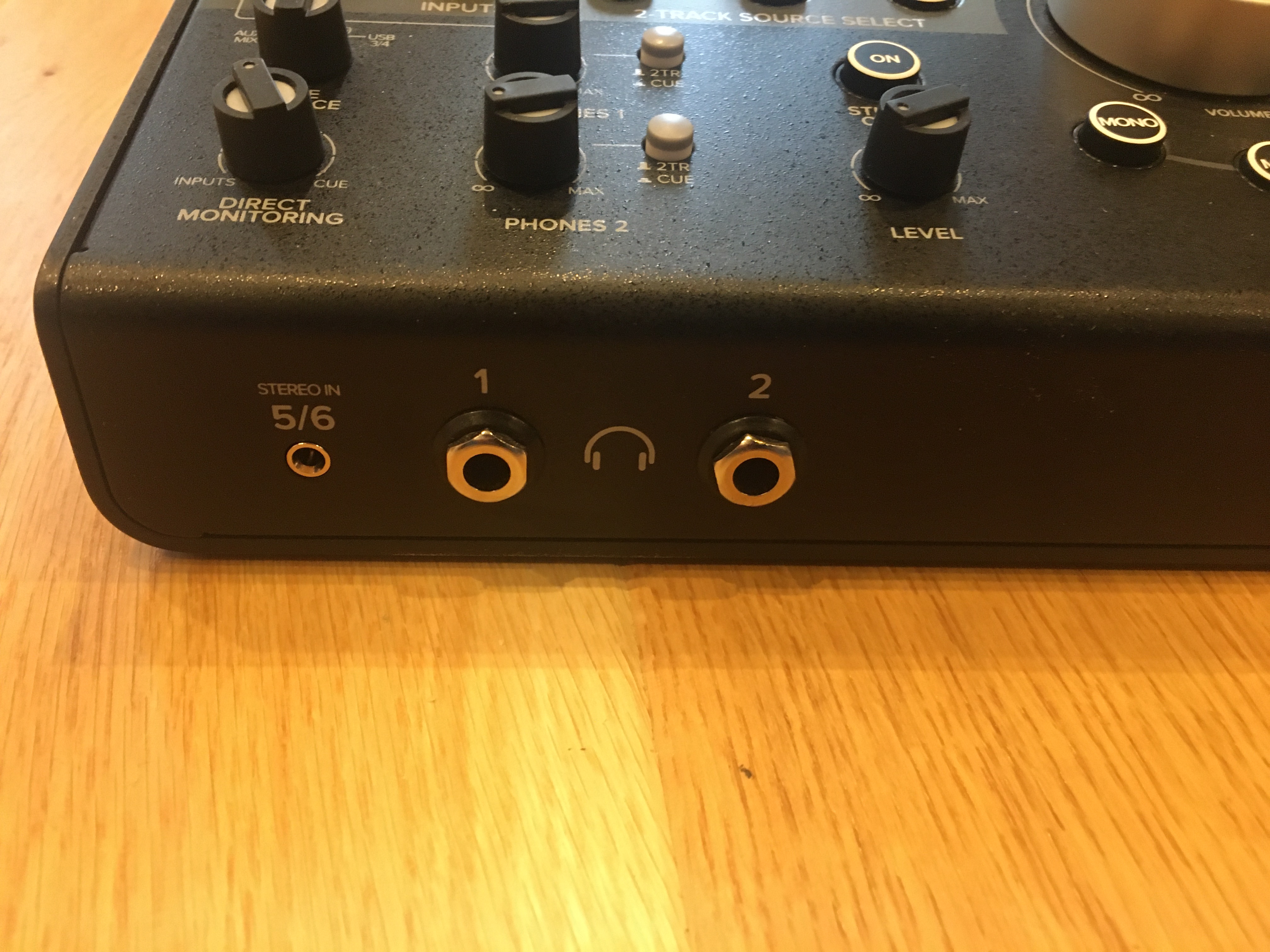 Big Knob Studio+ - Mackie Big Knob Studio+ - Audiofanzine
