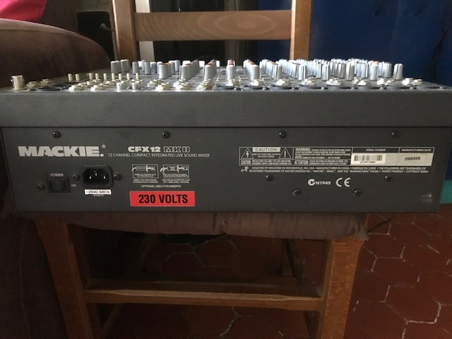 CFX12.mkII - Mackie CFX12.mkII - Audiofanzine