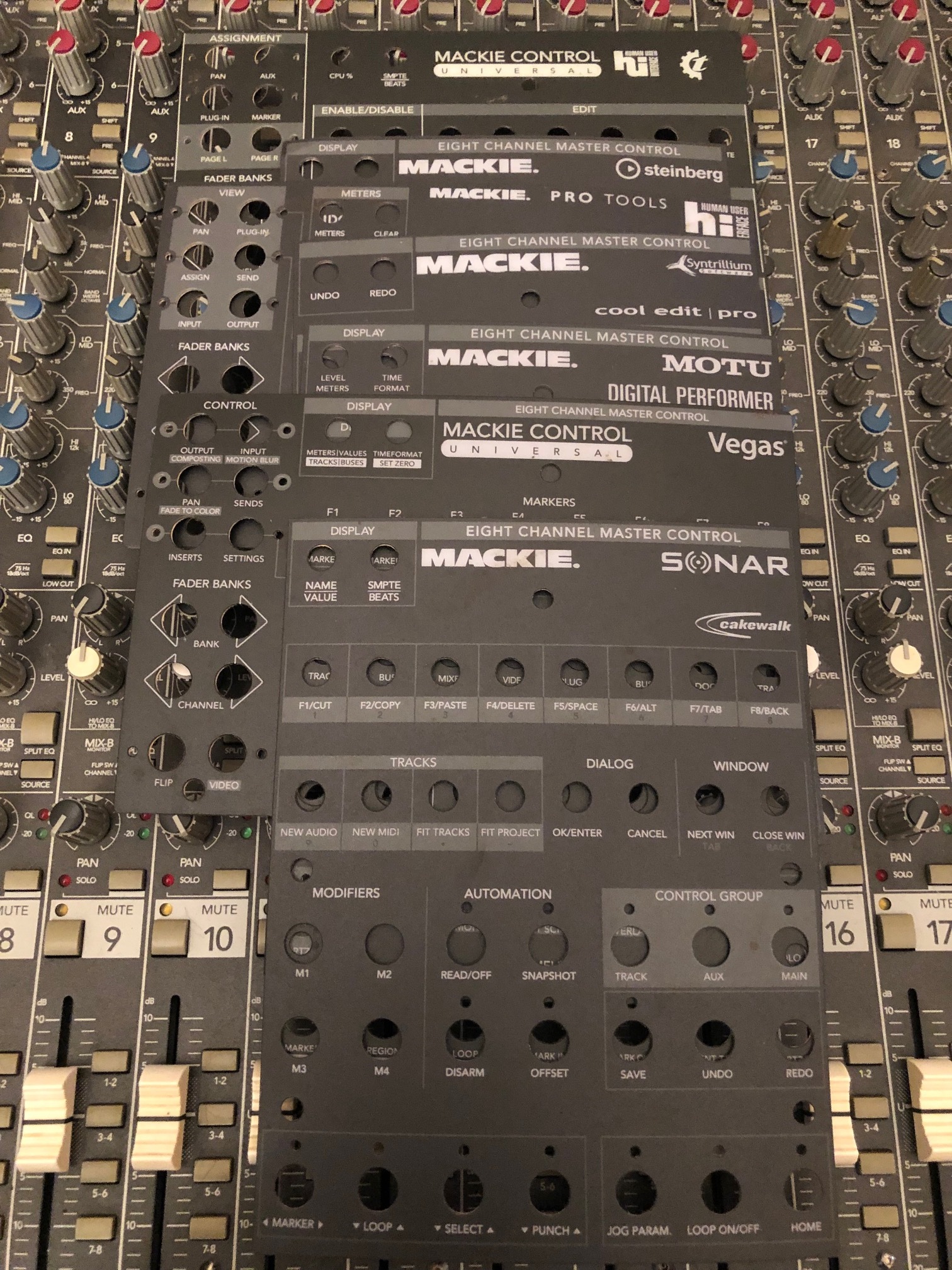 Control Universal XT - Mackie Control Universal XT - Audiofanzine