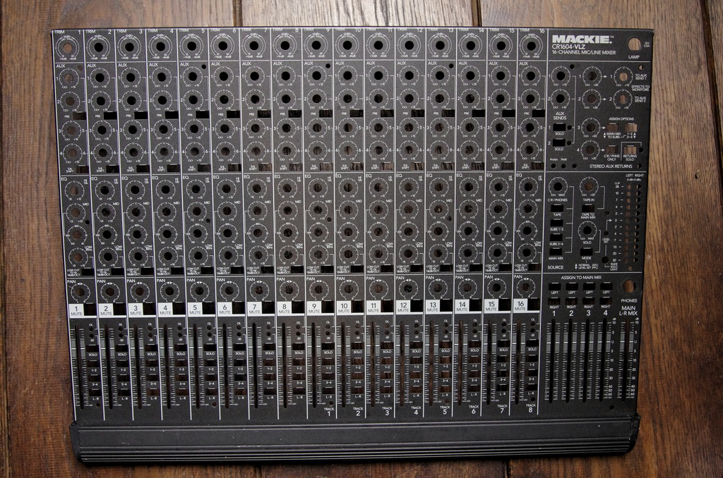 CR1604-VLZ - Mackie CR1604-VLZ - Audiofanzine