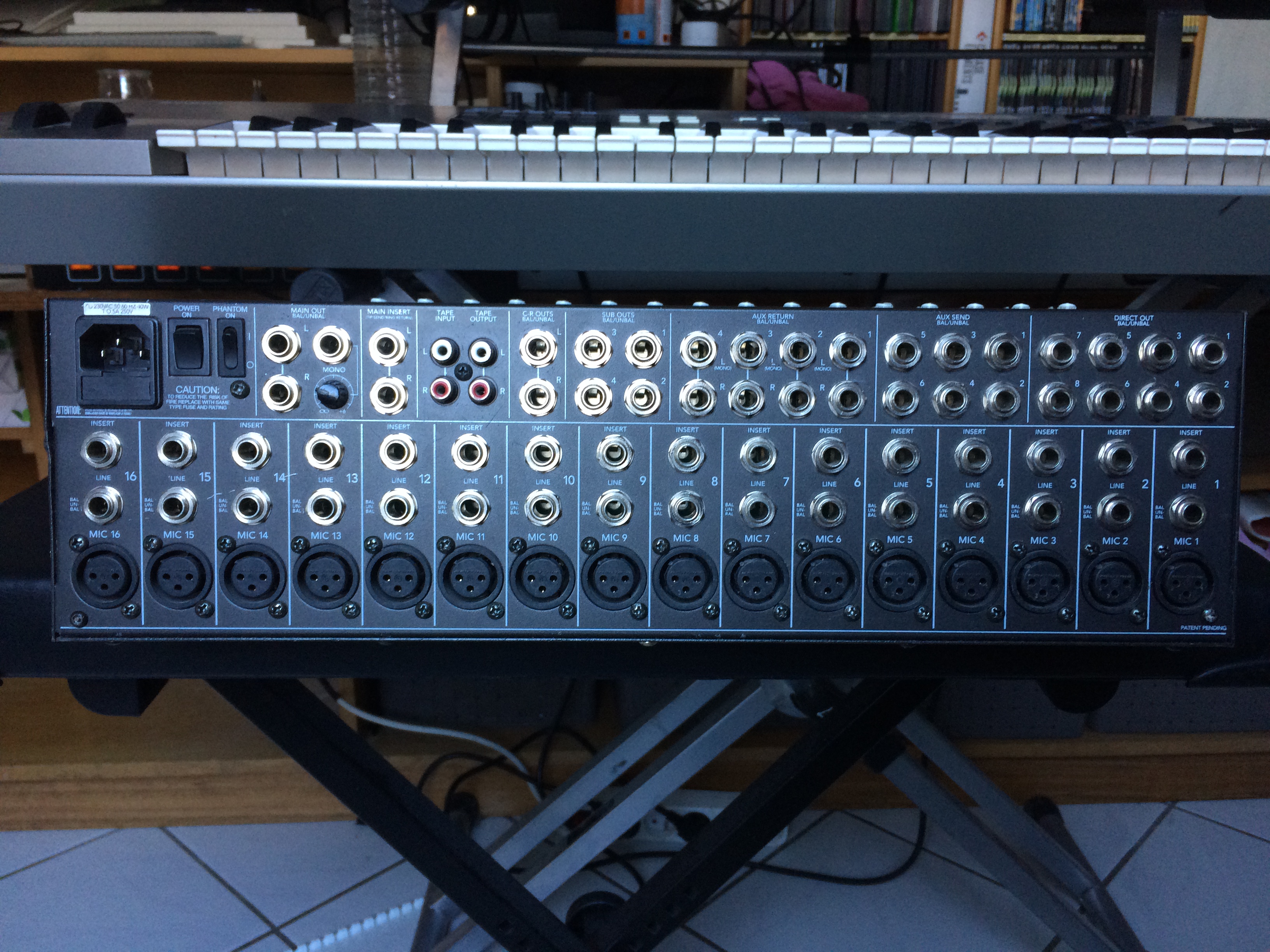 Mackie CR1604-VLZ image (#1776988) - Audiofanzine