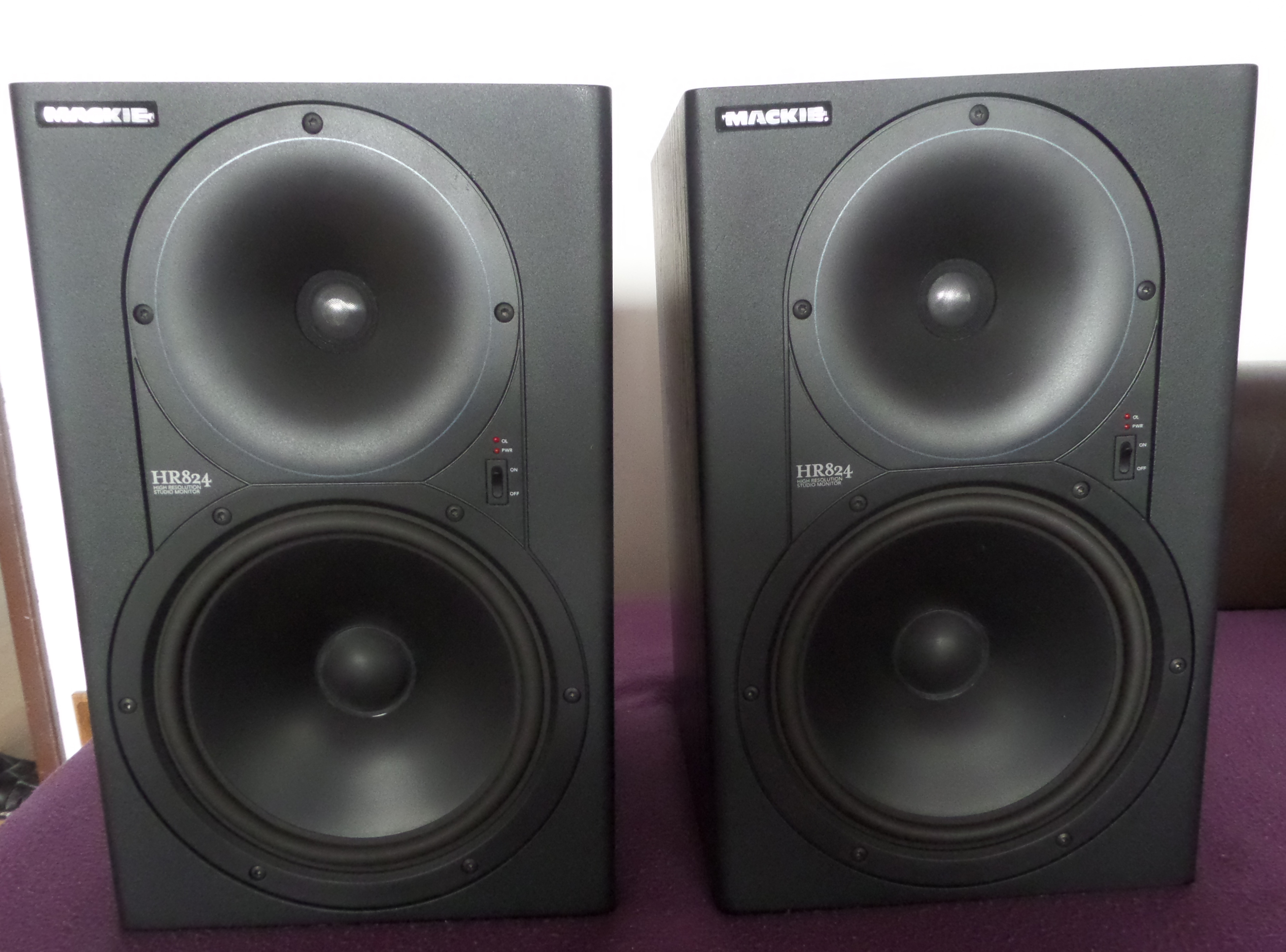 Mackie HR824 image (#1452288) - Audiofanzine