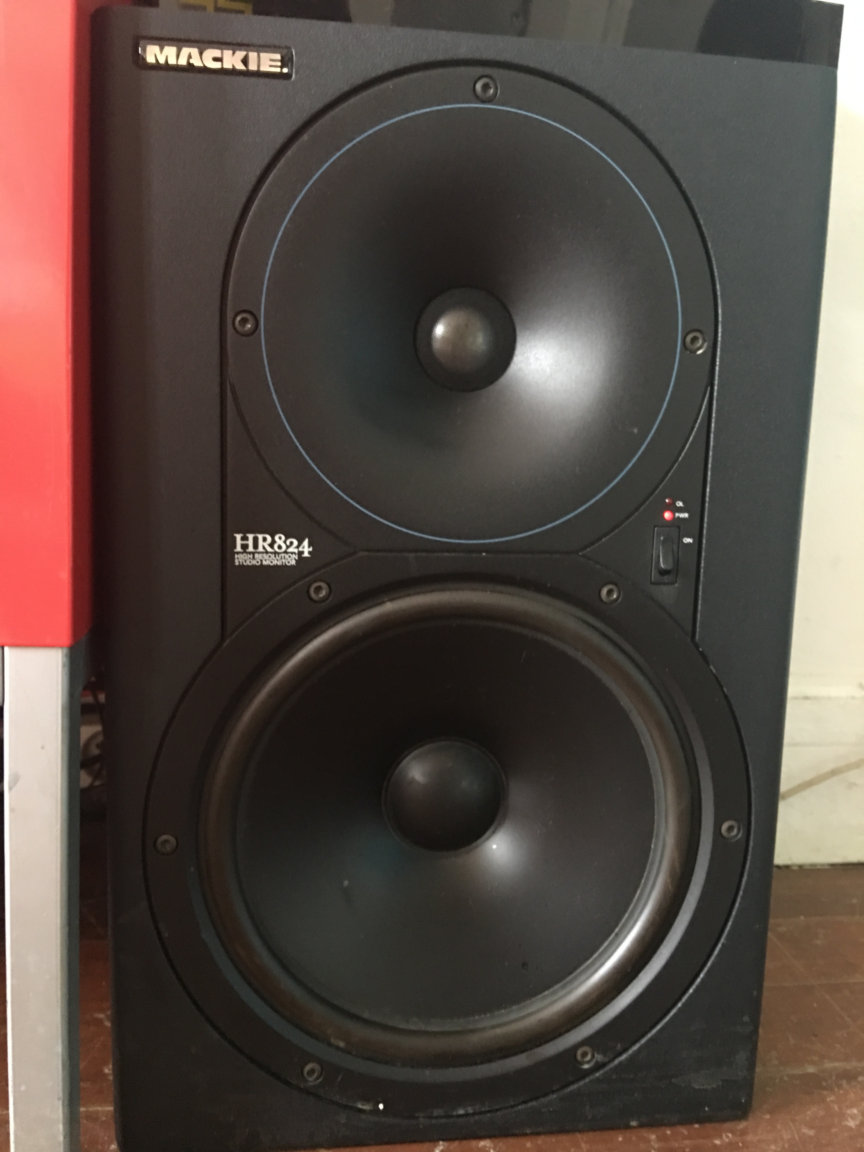 HR824 - Mackie HR824 - Audiofanzine