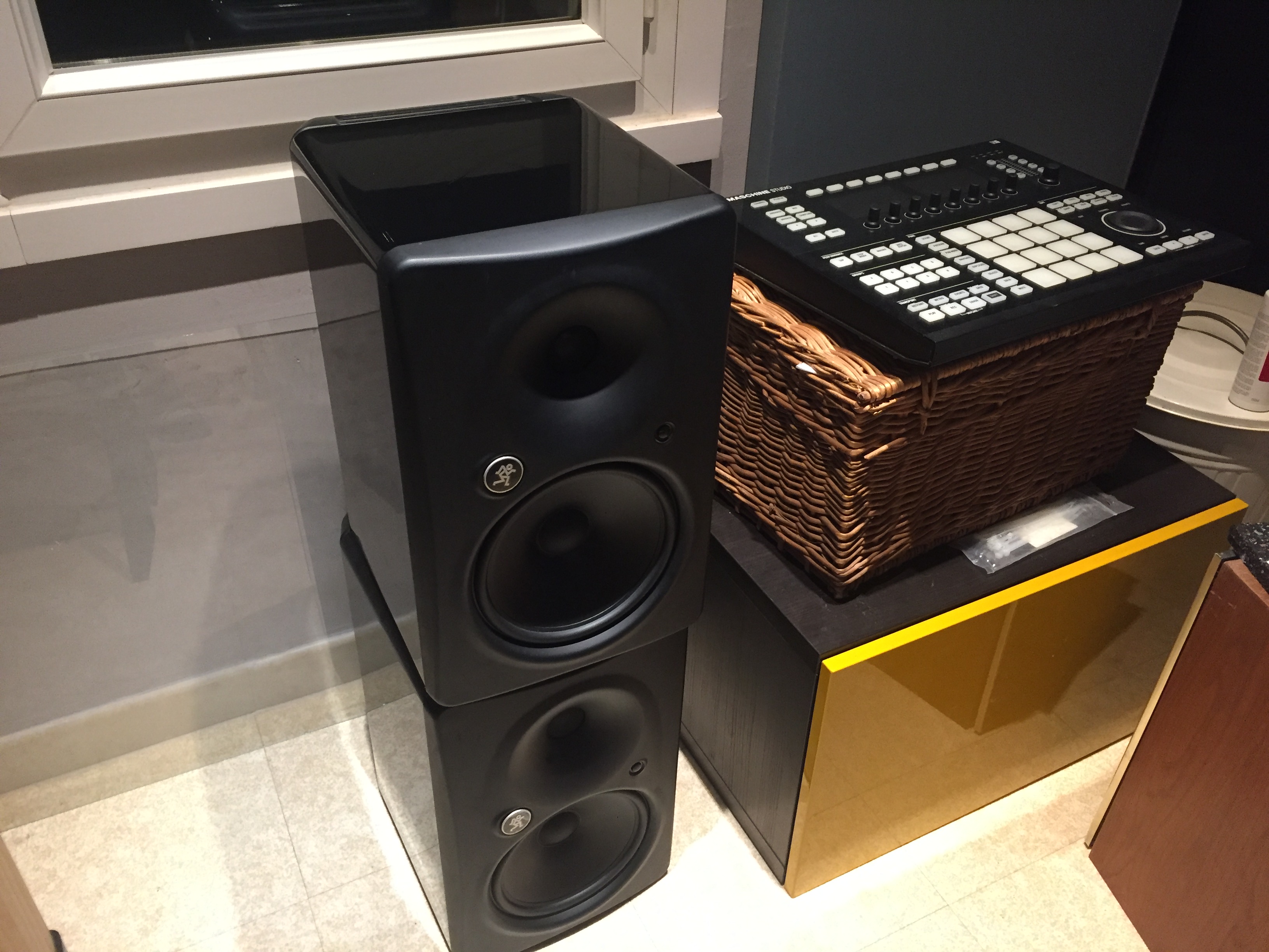 HR824MK2 - Mackie HR824mk2 - Audiofanzine