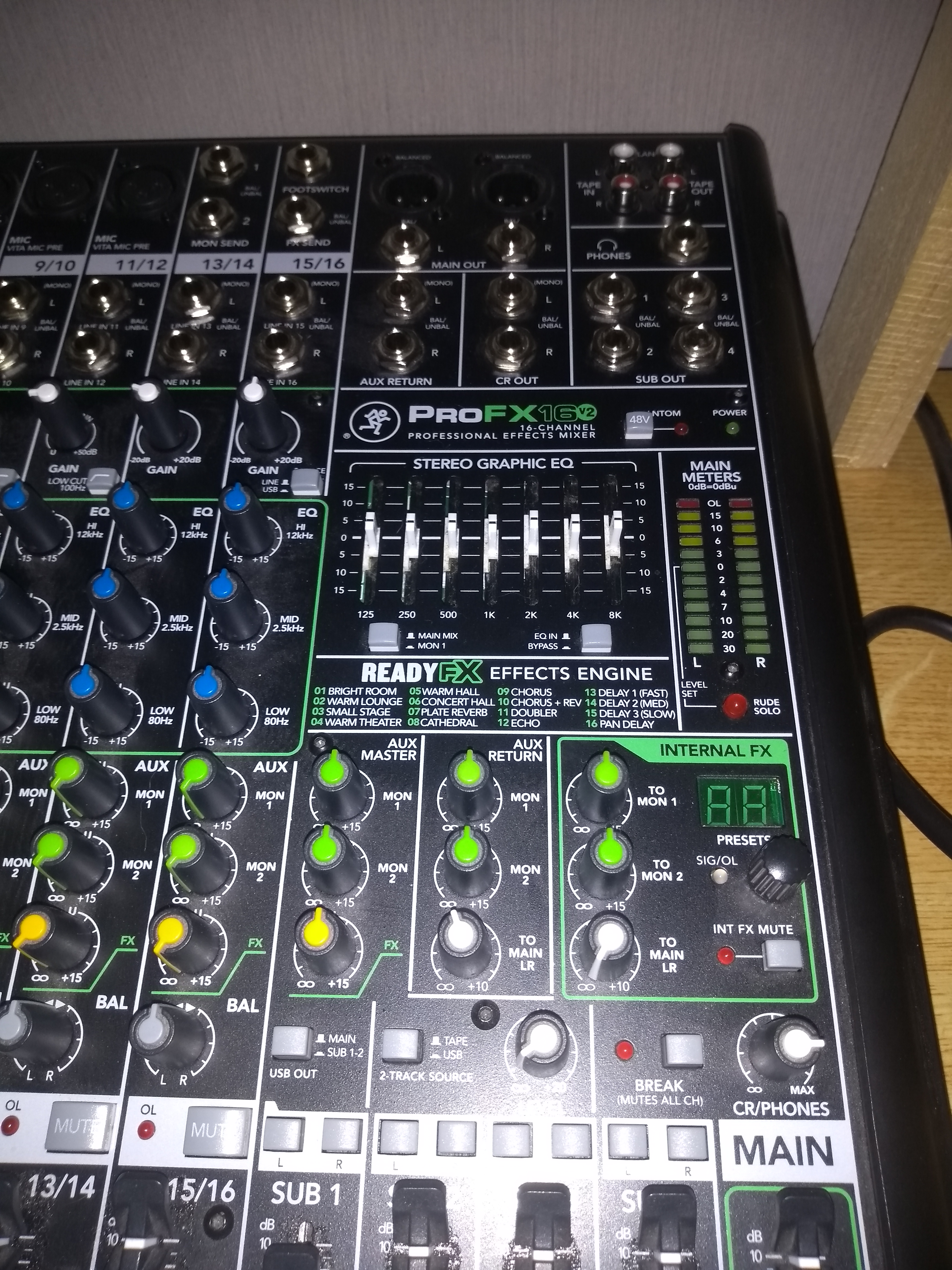 PROFX16V2 - Mackie ProFX16v2 - Audiofanzine