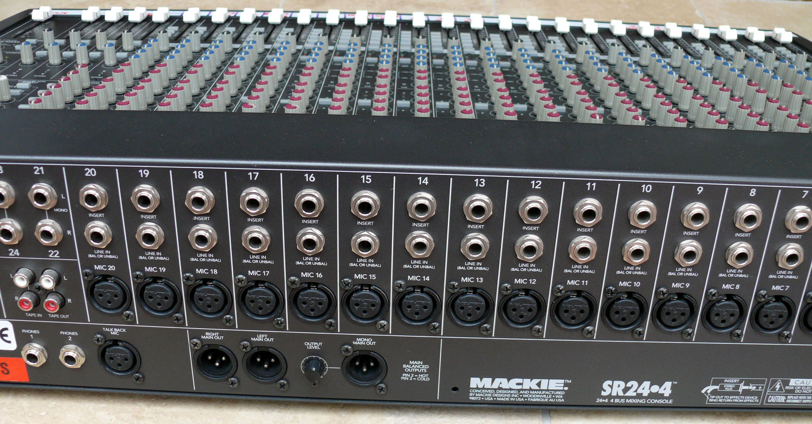 SR 24.4 VLZ - Mackie SR 24.4 VLZ - Audiofanzine