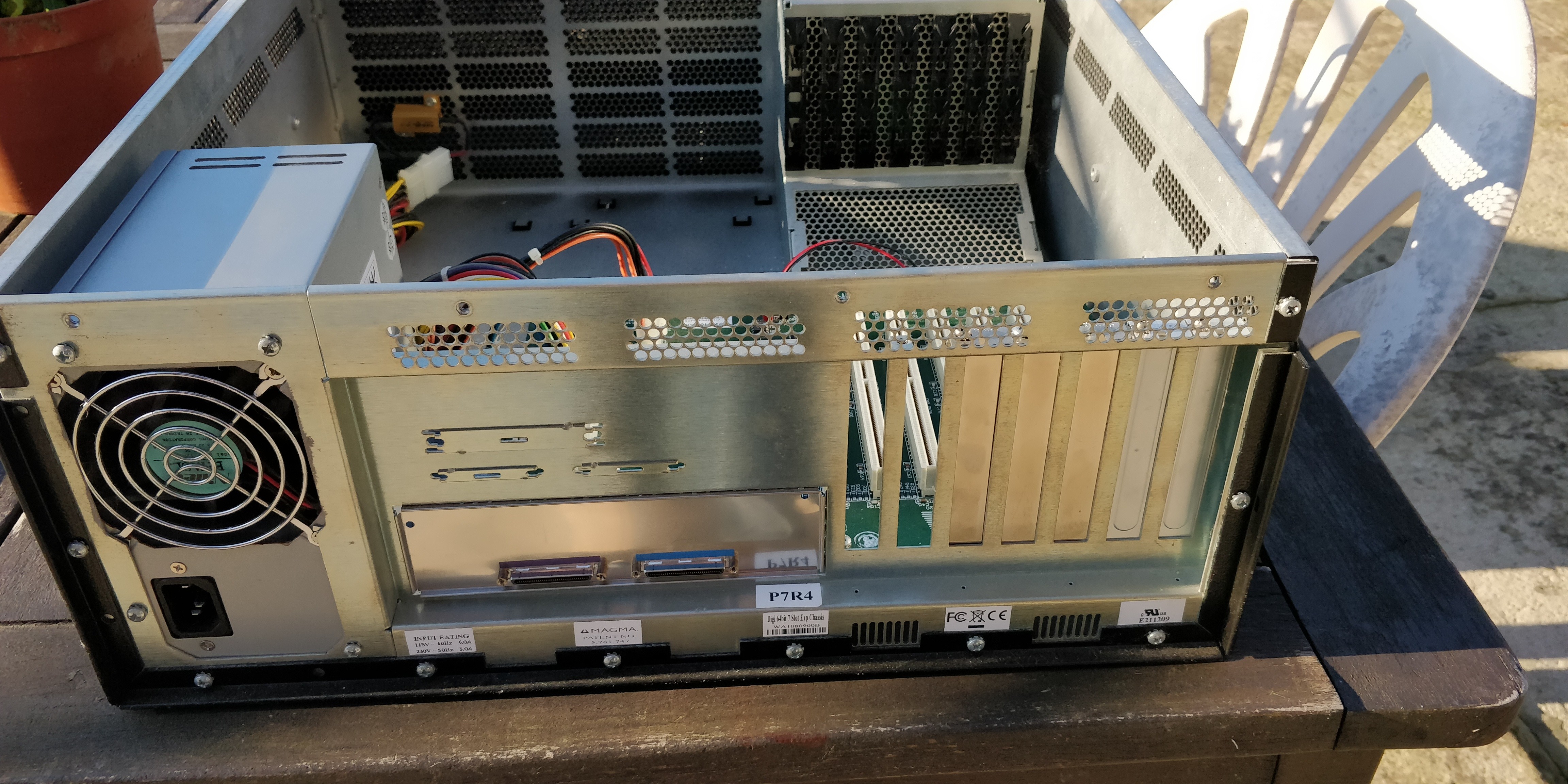 7 Slot PCI Expansion System - Magma 7 Slot PCI Expansion System ...