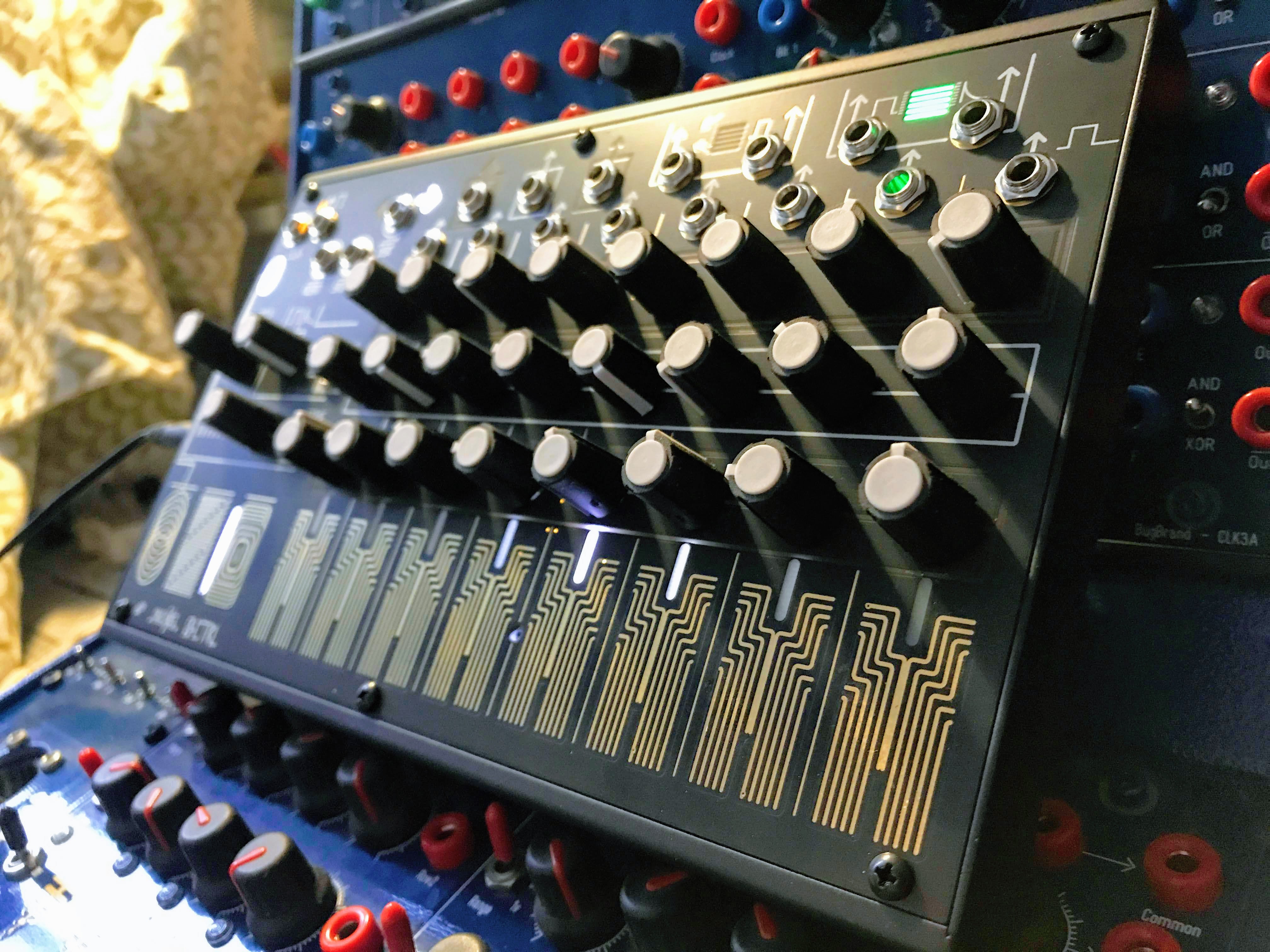 0-CTRL - Make Noise 0-CTRL - Audiofanzine