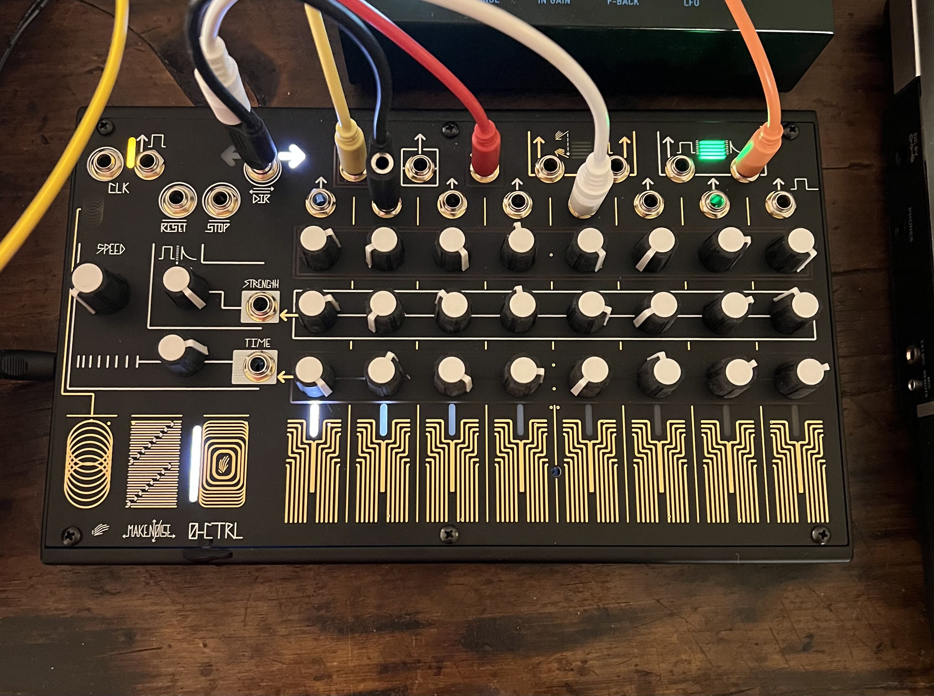 0-CTRL - Make Noise 0-CTRL - Audiofanzine