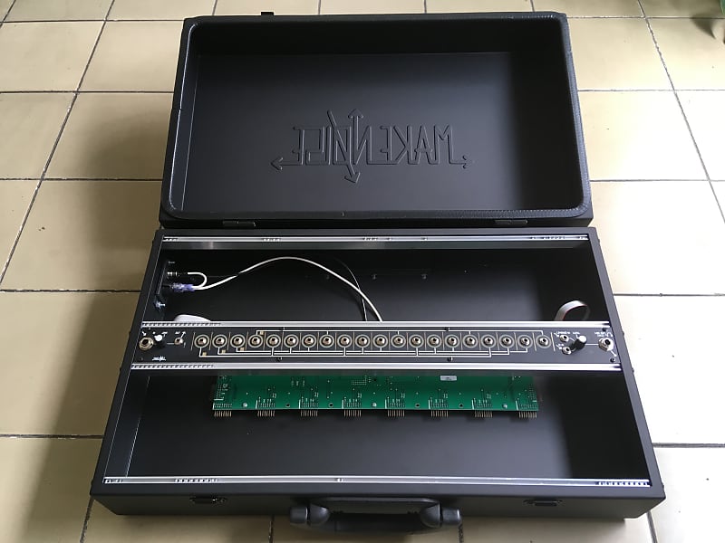 7U Metal CV Bus Case - Make Noise 7U Metal CV Bus Case - Audiofanzine