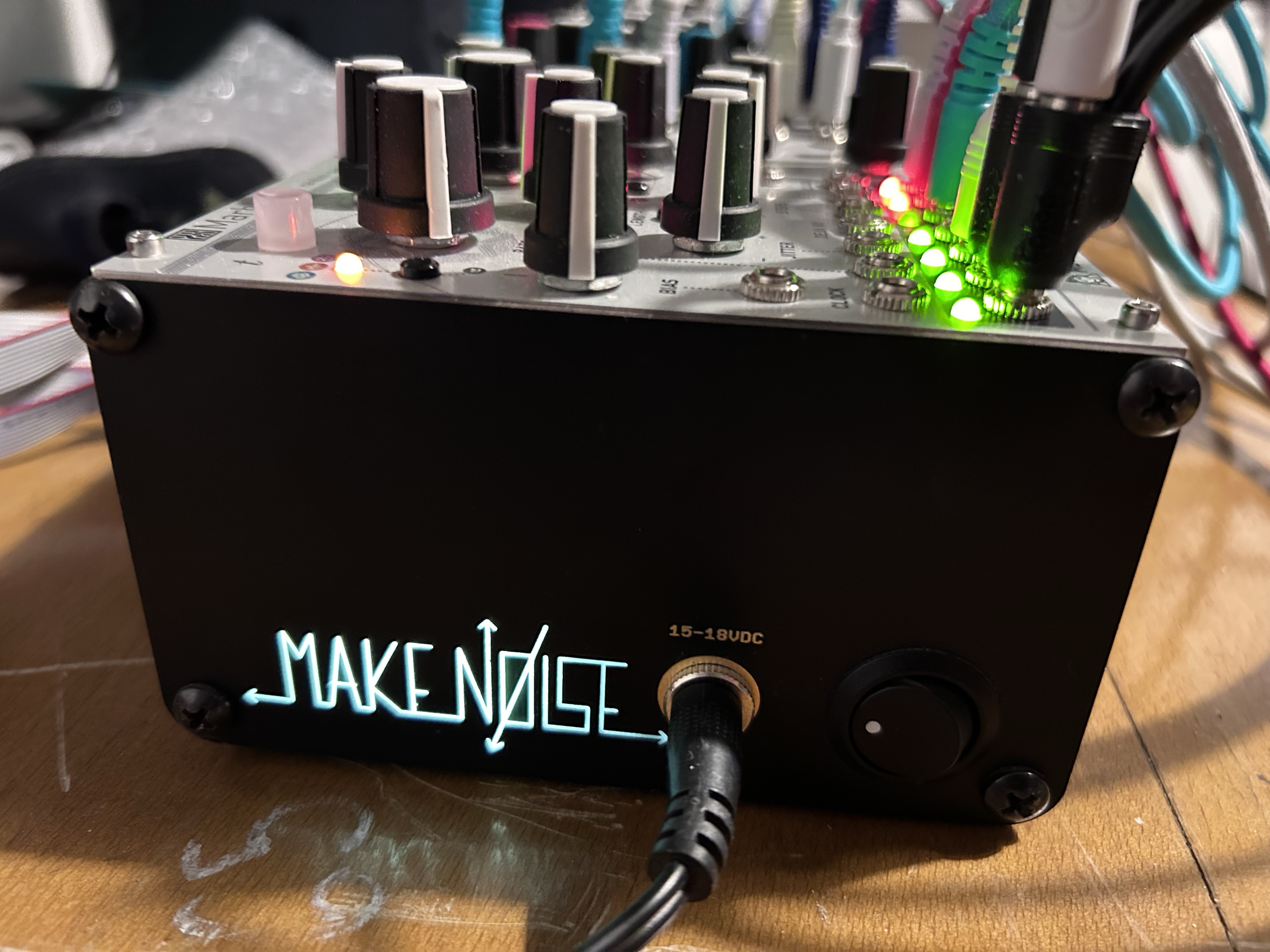 Skiff 104hp - Make Noise Skiff 104hp - Audiofanzine