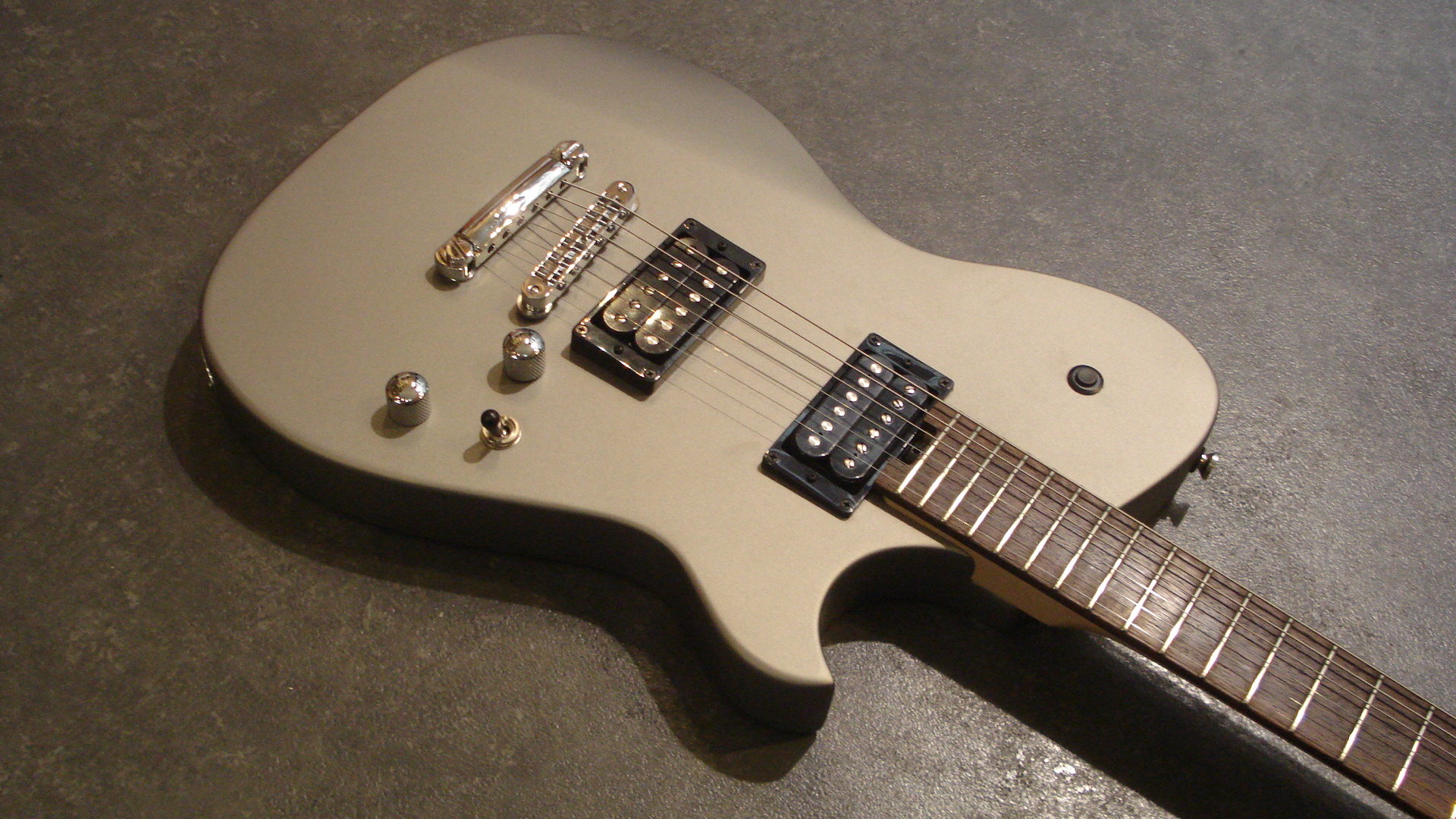 MBM-1 - Manson Guitars MBM-1 - Audiofanzine