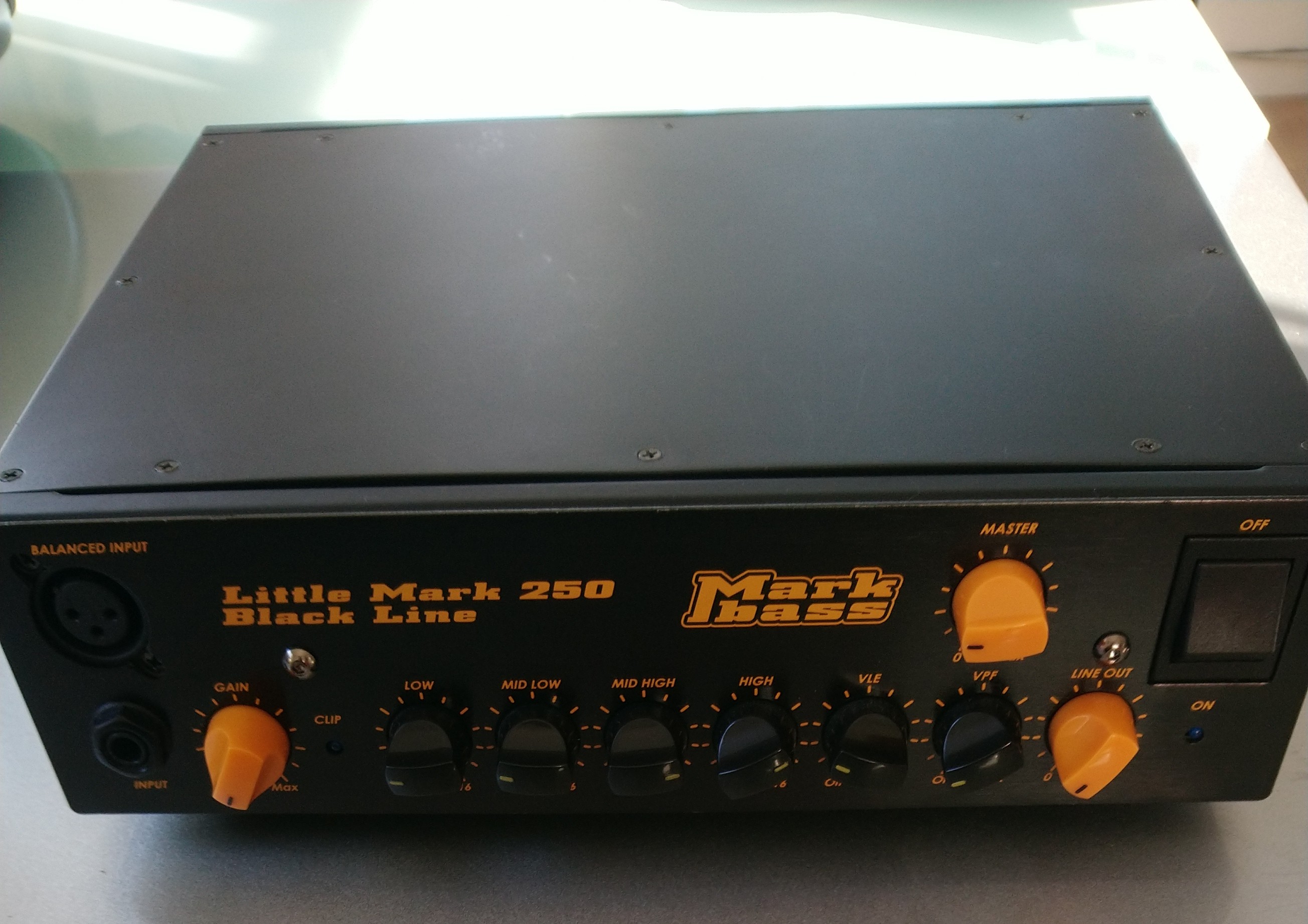 Little Mark 250 Black Line Markbass - Audiofanzine