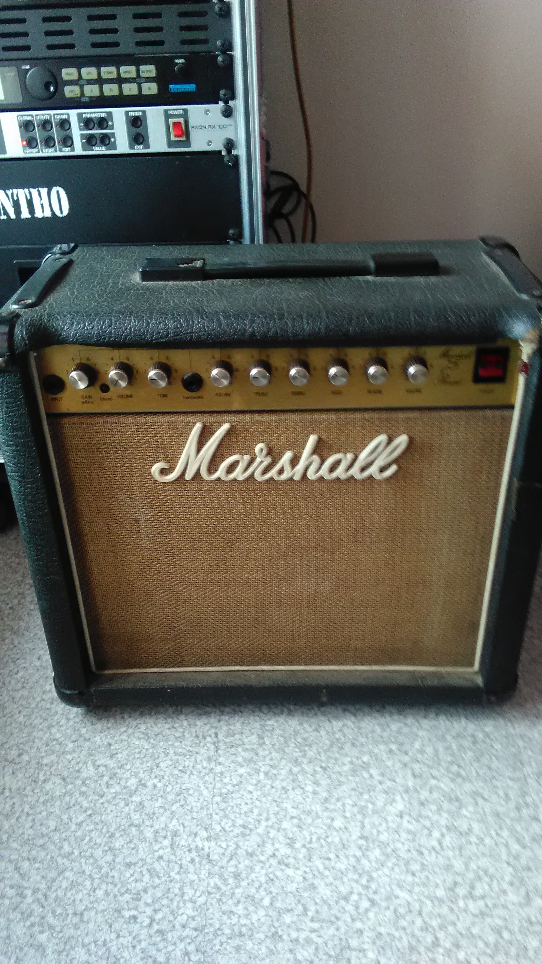 5275 Reverb 75 [1984-1991] Marshall - Audiofanzine