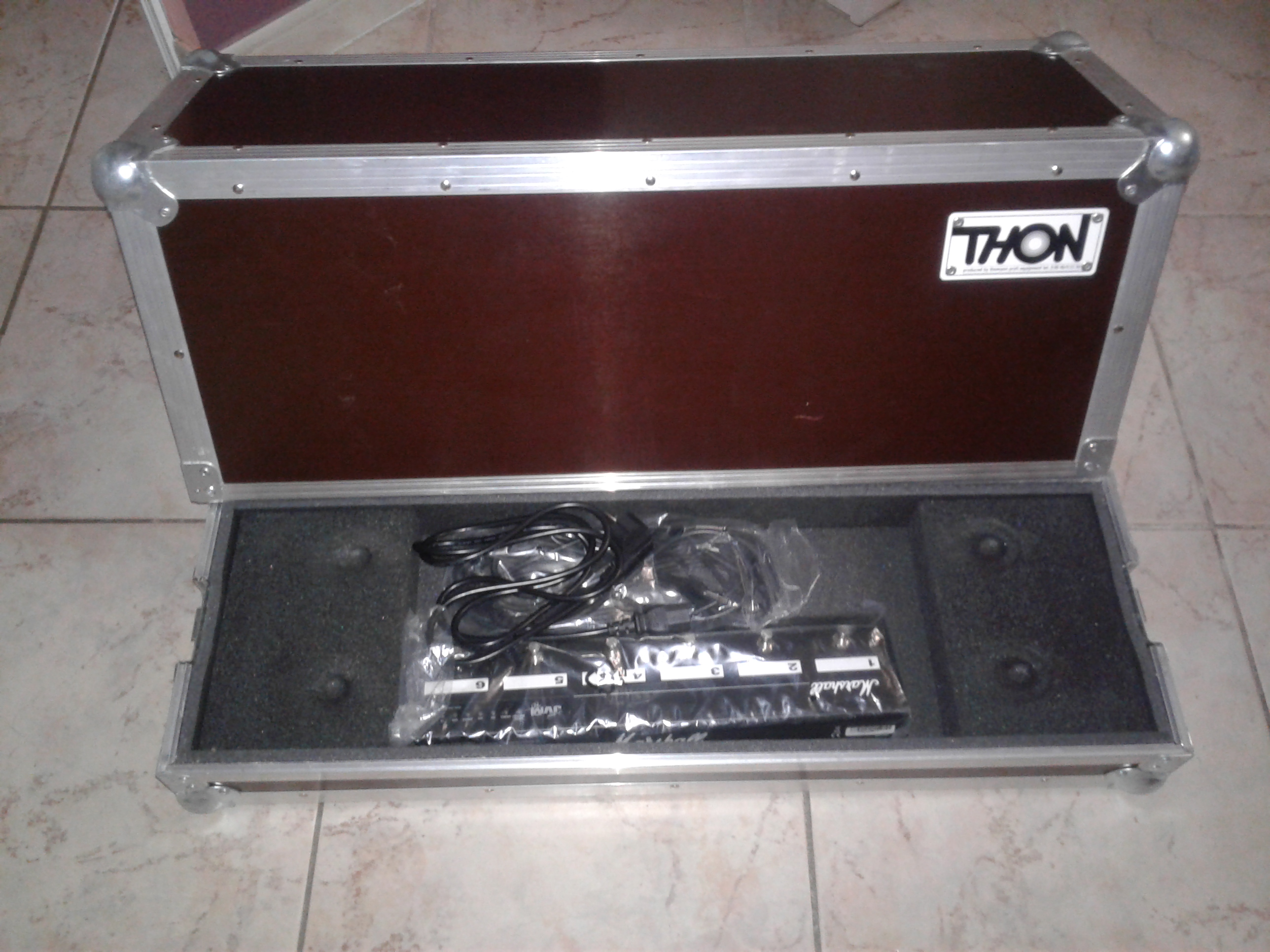 JVM410HJS Joe Satriani Edition Marshall - Audiofanzine