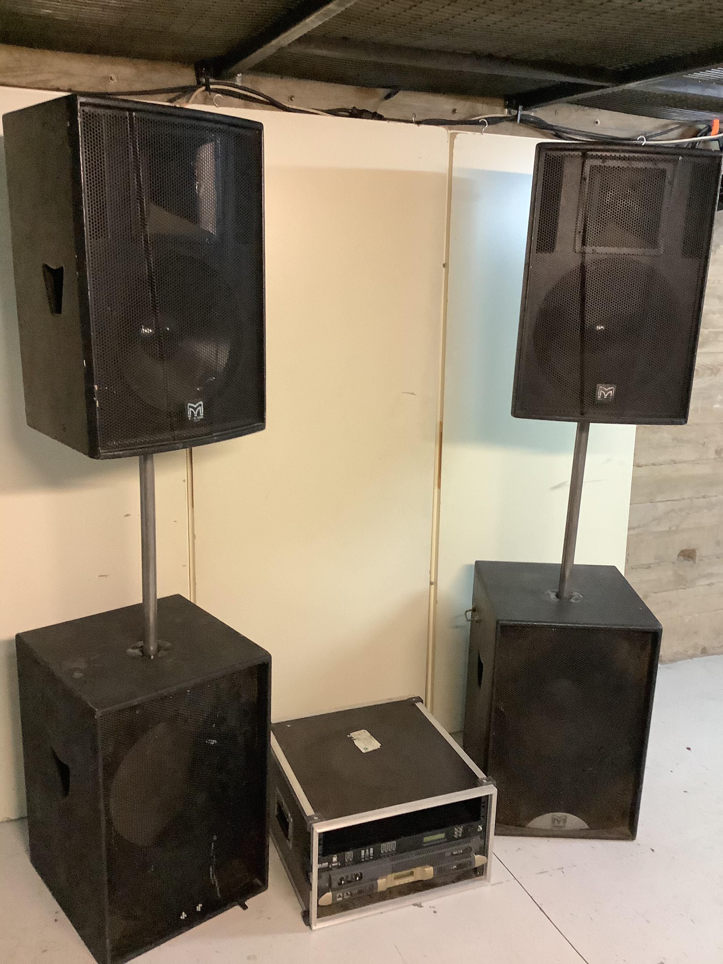 F15 PLUS - Martin Audio F15 PLUS - Audiofanzine