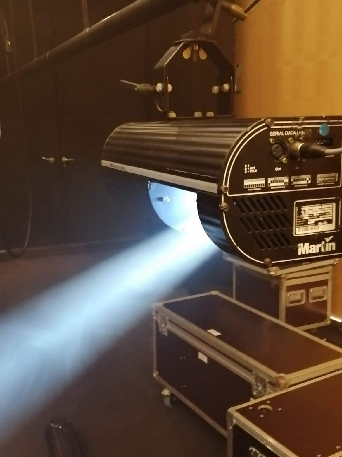 RoboScan Pro 518 - Martin RoboScan Pro 518 - Audiofanzine