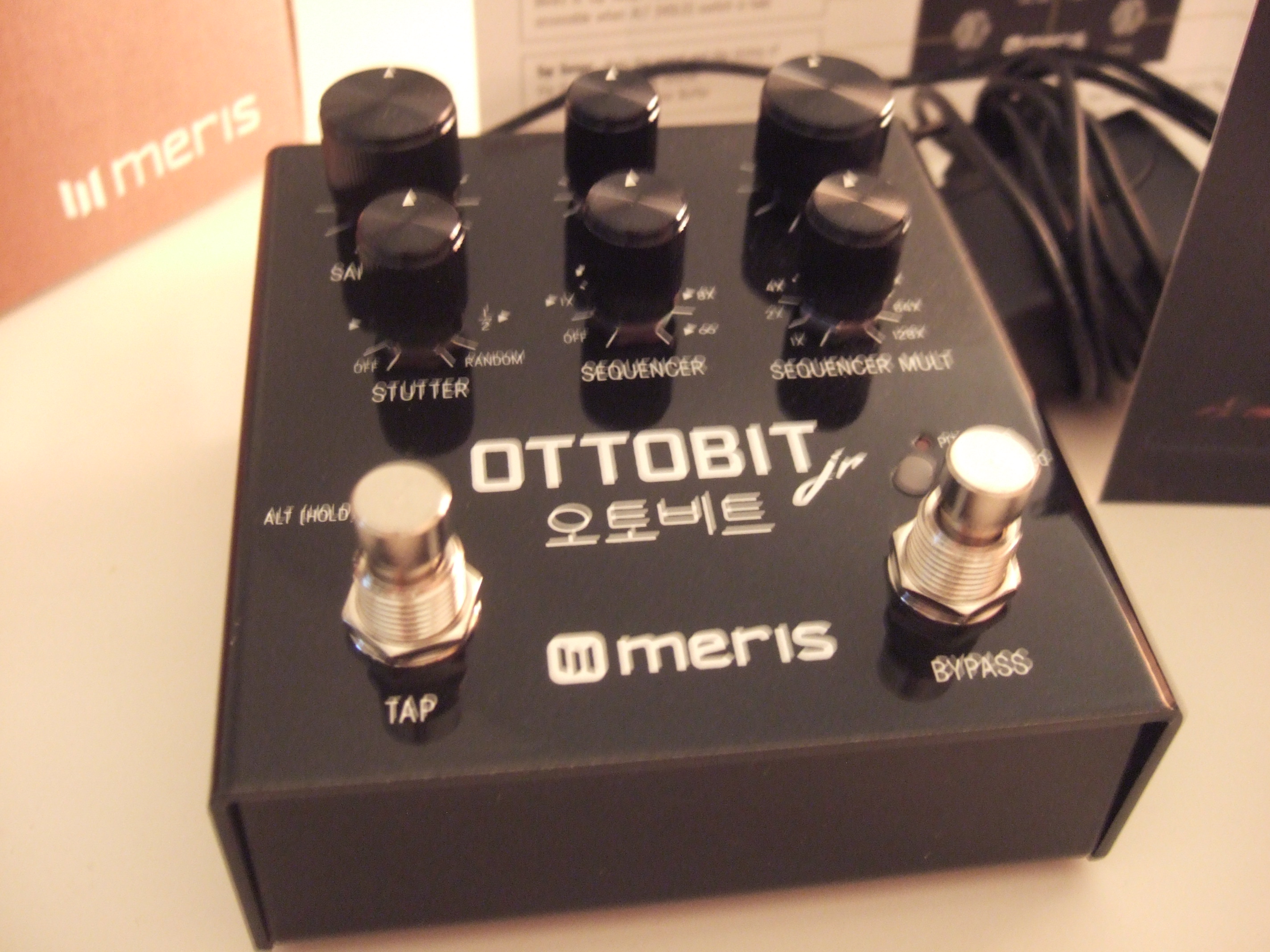 Ottobit Jr. Pedal - Meris Ottobit Jr. Pedal - Audiofanzine