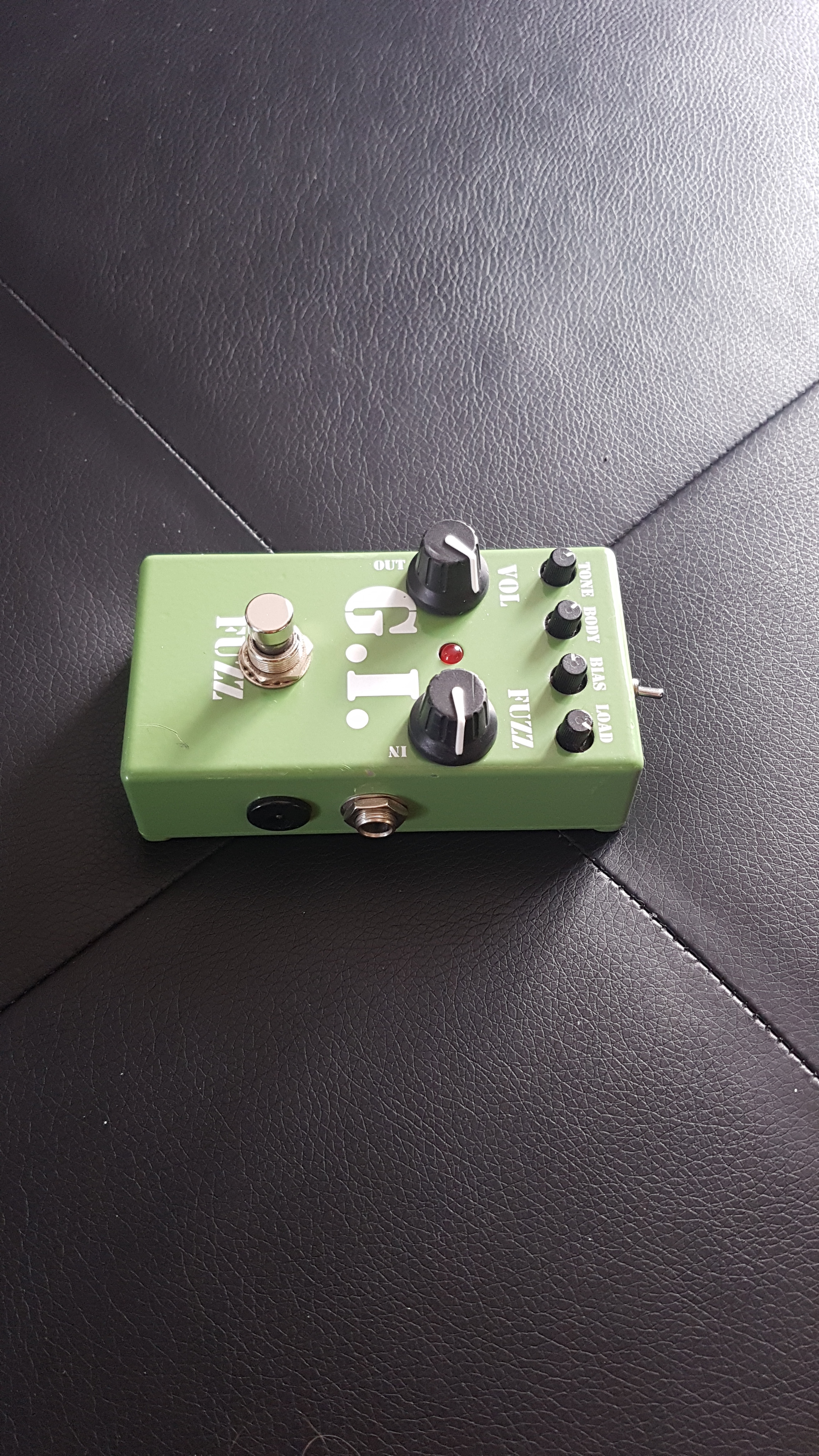 GI FUZZ - Mi Audio GI Fuzz - Audiofanzine