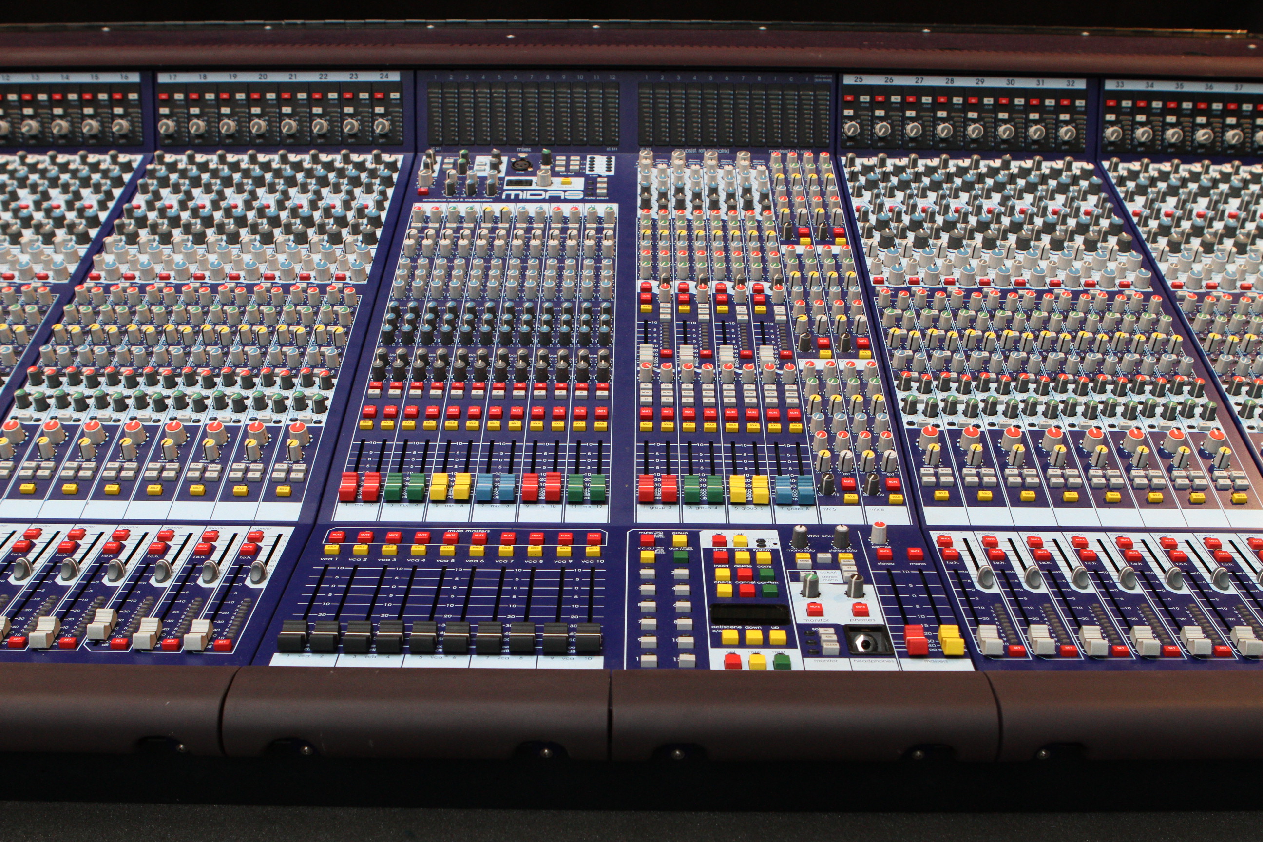 Photo Midas Legend 3000 : Midas Legend 3000 (67500) (#1902578 ...