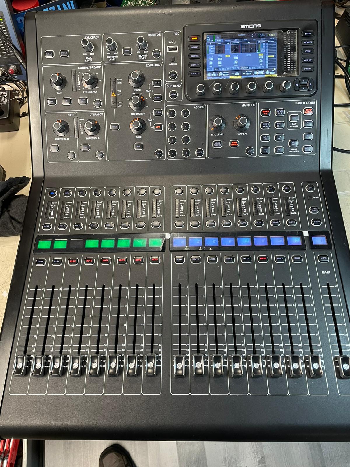 M32 Live - Midas M32 Live - Audiofanzine