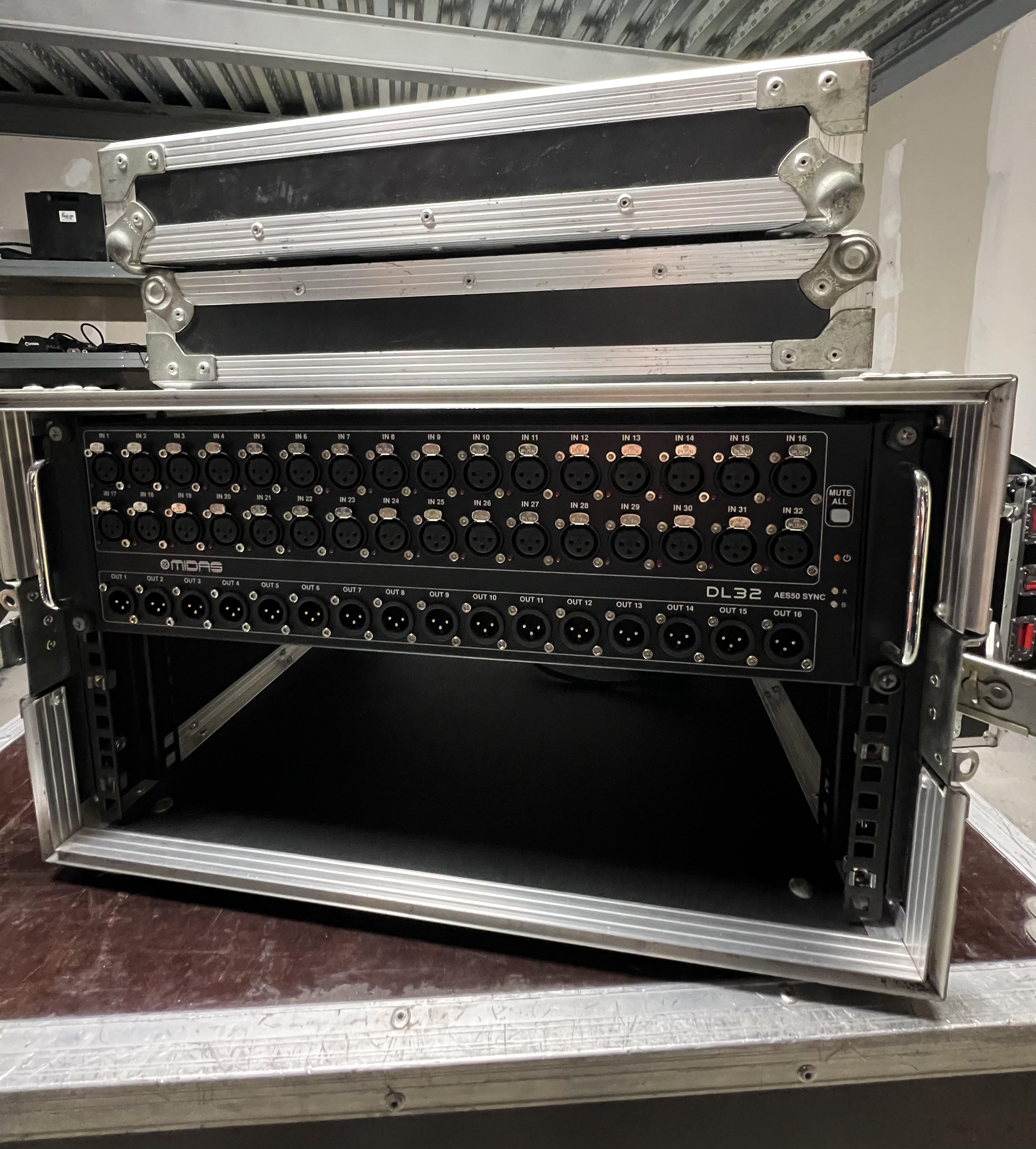 M32 Live - Midas M32 Live - Audiofanzine