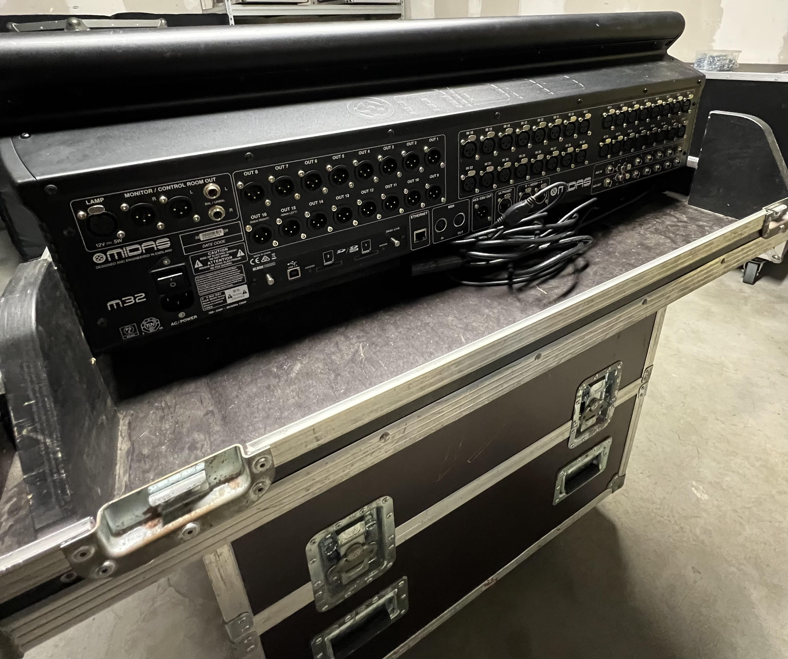 M32 Live - Midas M32 Live - Audiofanzine