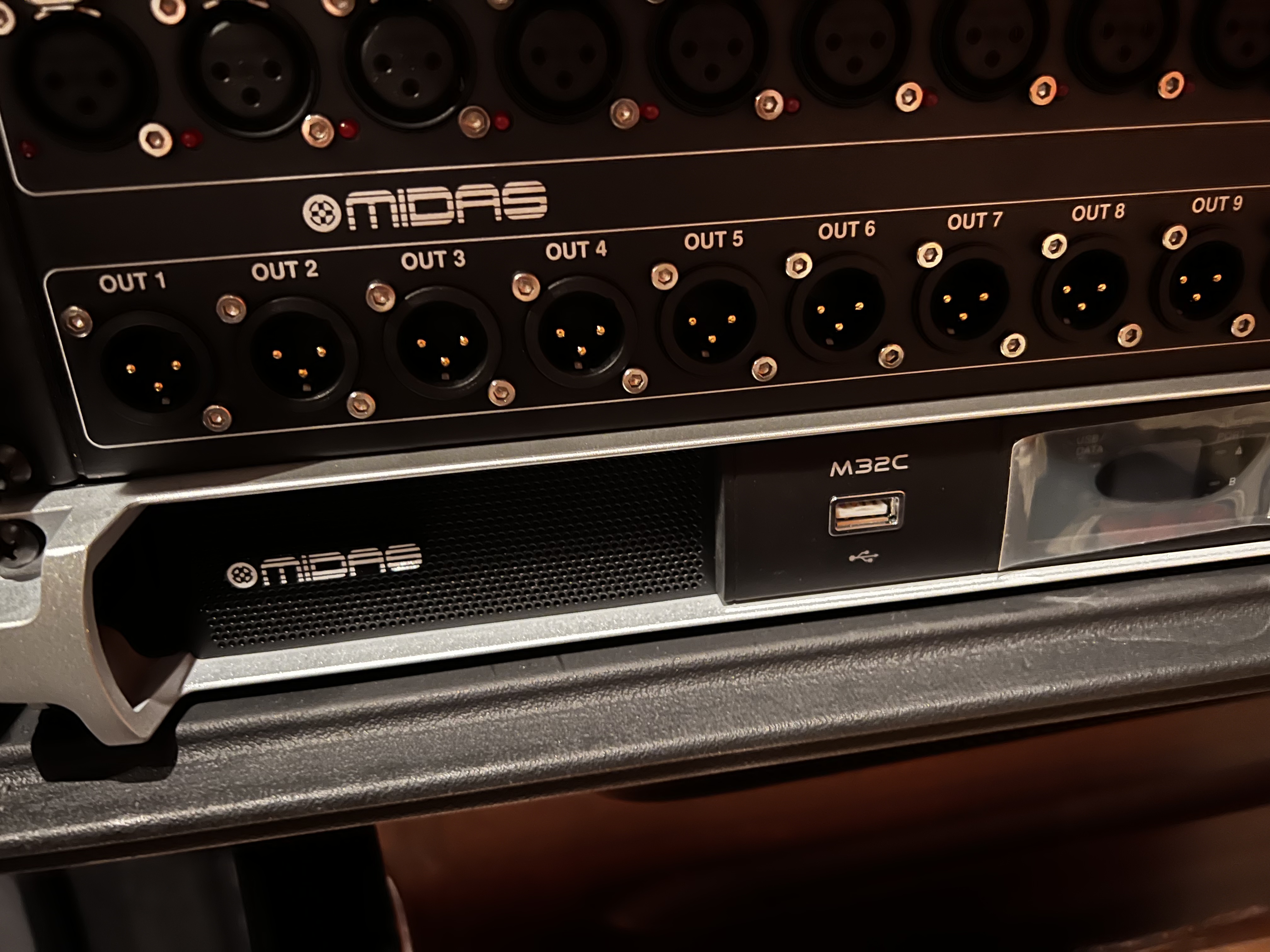 M32C - Midas M32C - Audiofanzine